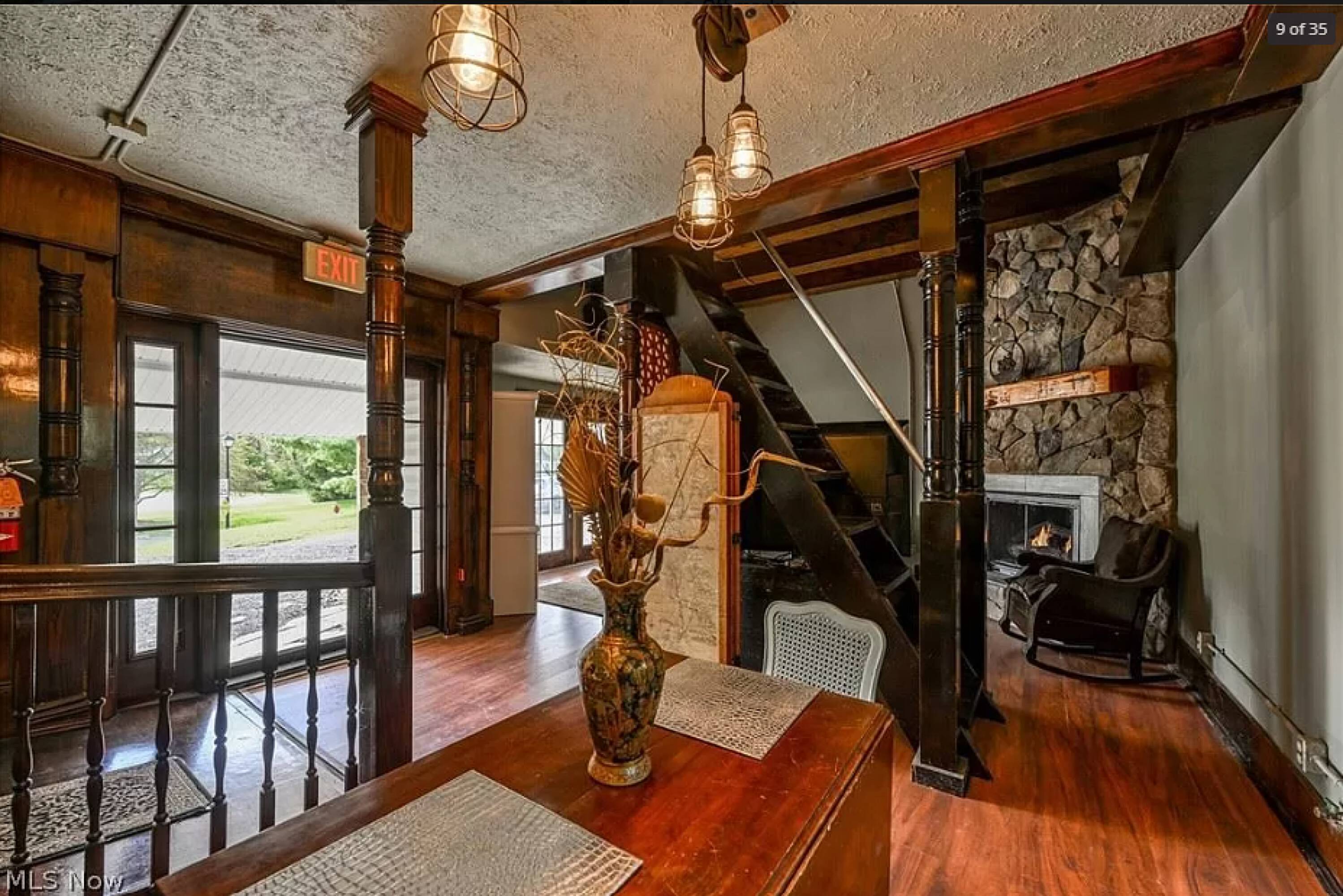 10858 Ravenna Rd, Twinsburg, OH 44087 | Crexi.com