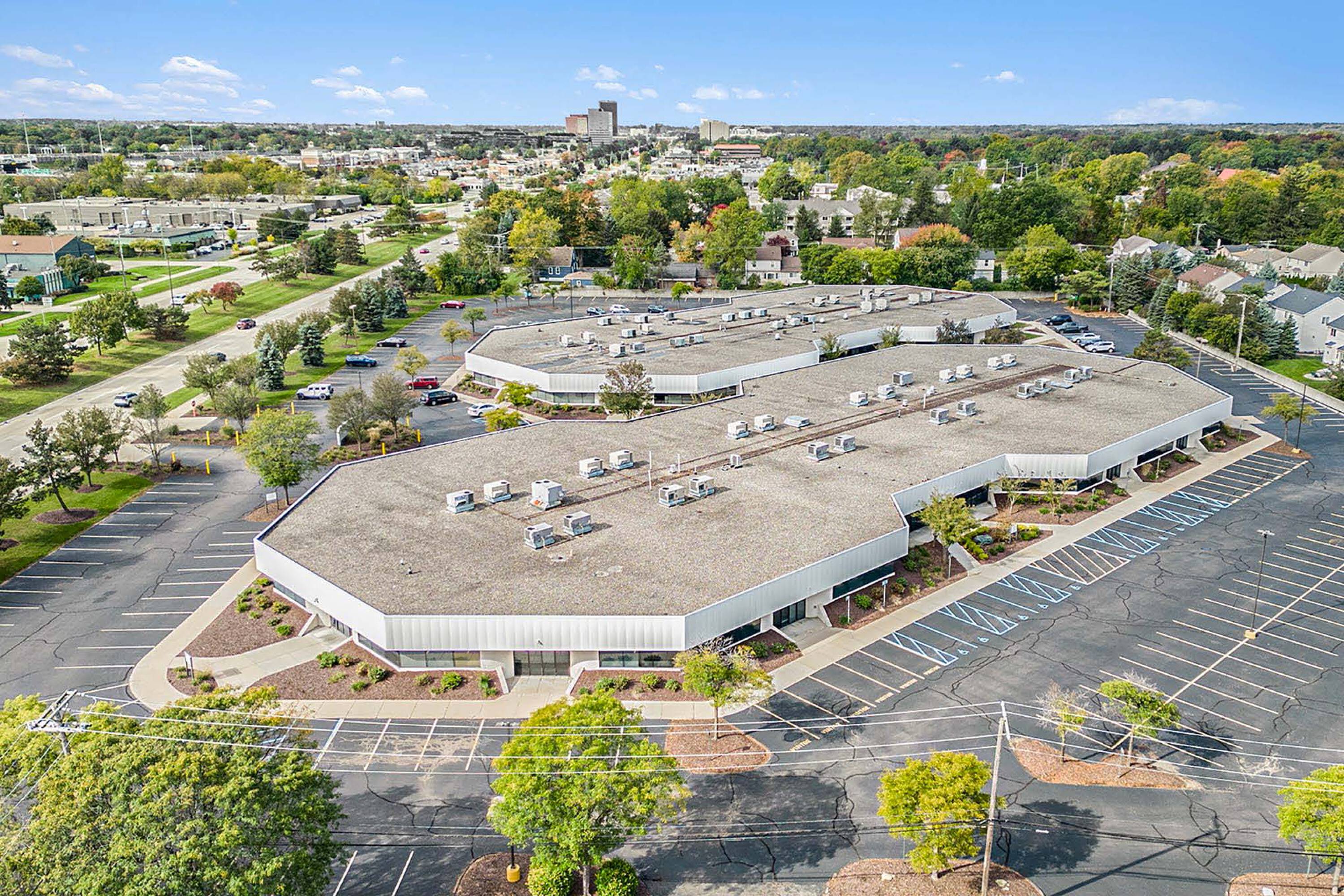 1225 E Big Beaver Rd, Troy, MI 48083 | Crexi.com