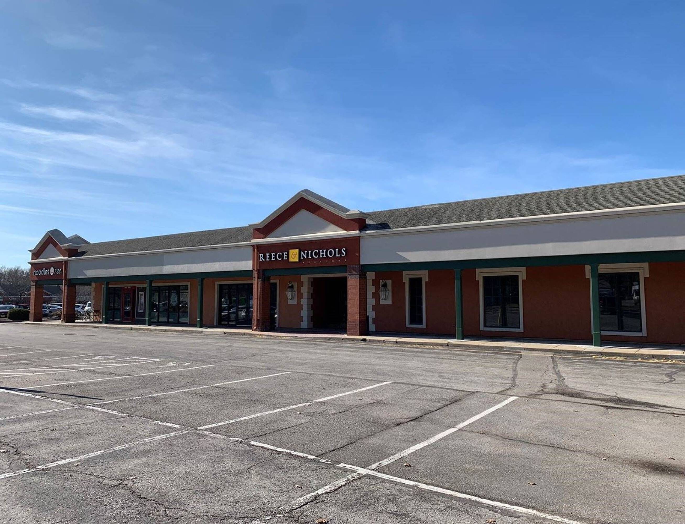 7600 State Line Rd, Prairie Village, MO 66208 | Crexi.com