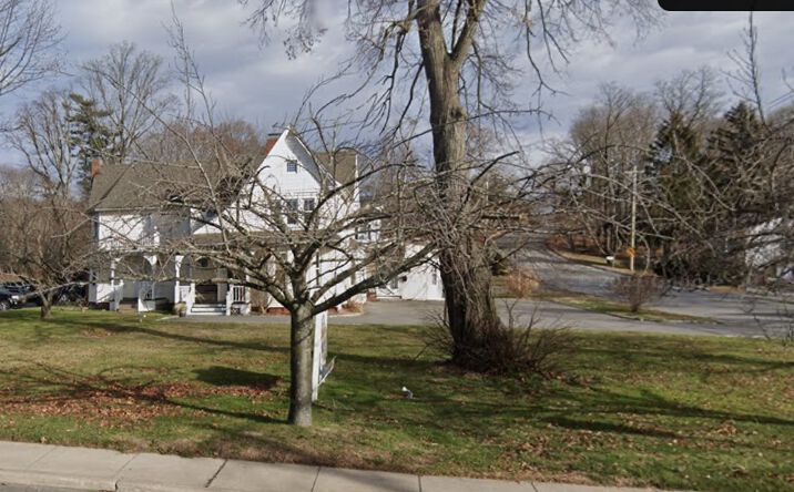 49 Landing Ave, Smithtown, NY 11787 | Crexi.com