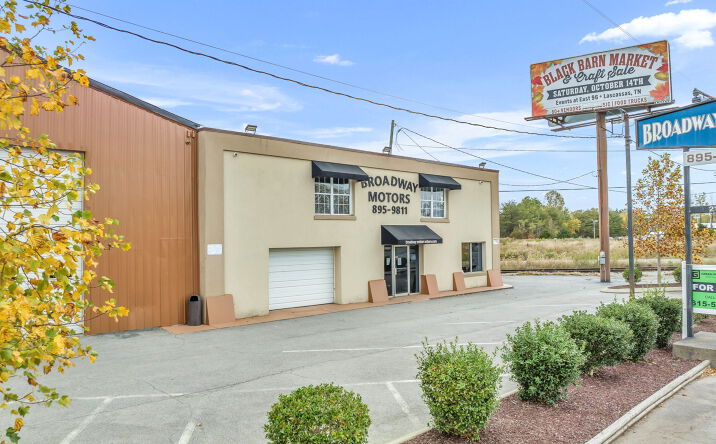 2145 NW Broad St, Murfreesboro, TN 37129 | Crexi.com