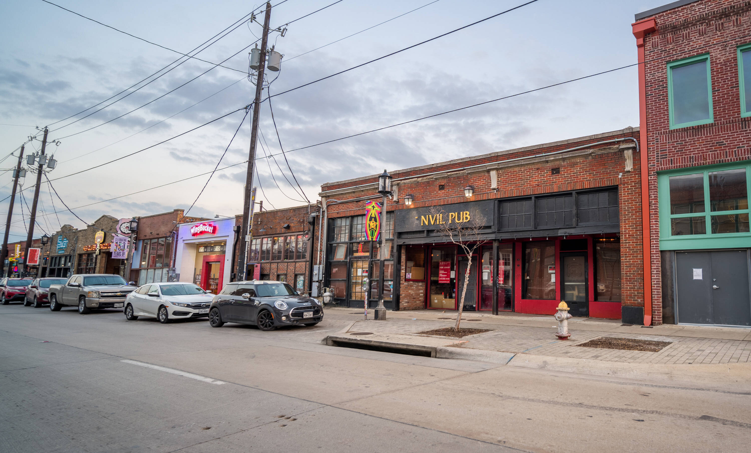 2638 ELM ST Dallas TX 75226-1422 APN: 00-00010-369-900-0000 | Crexi.com