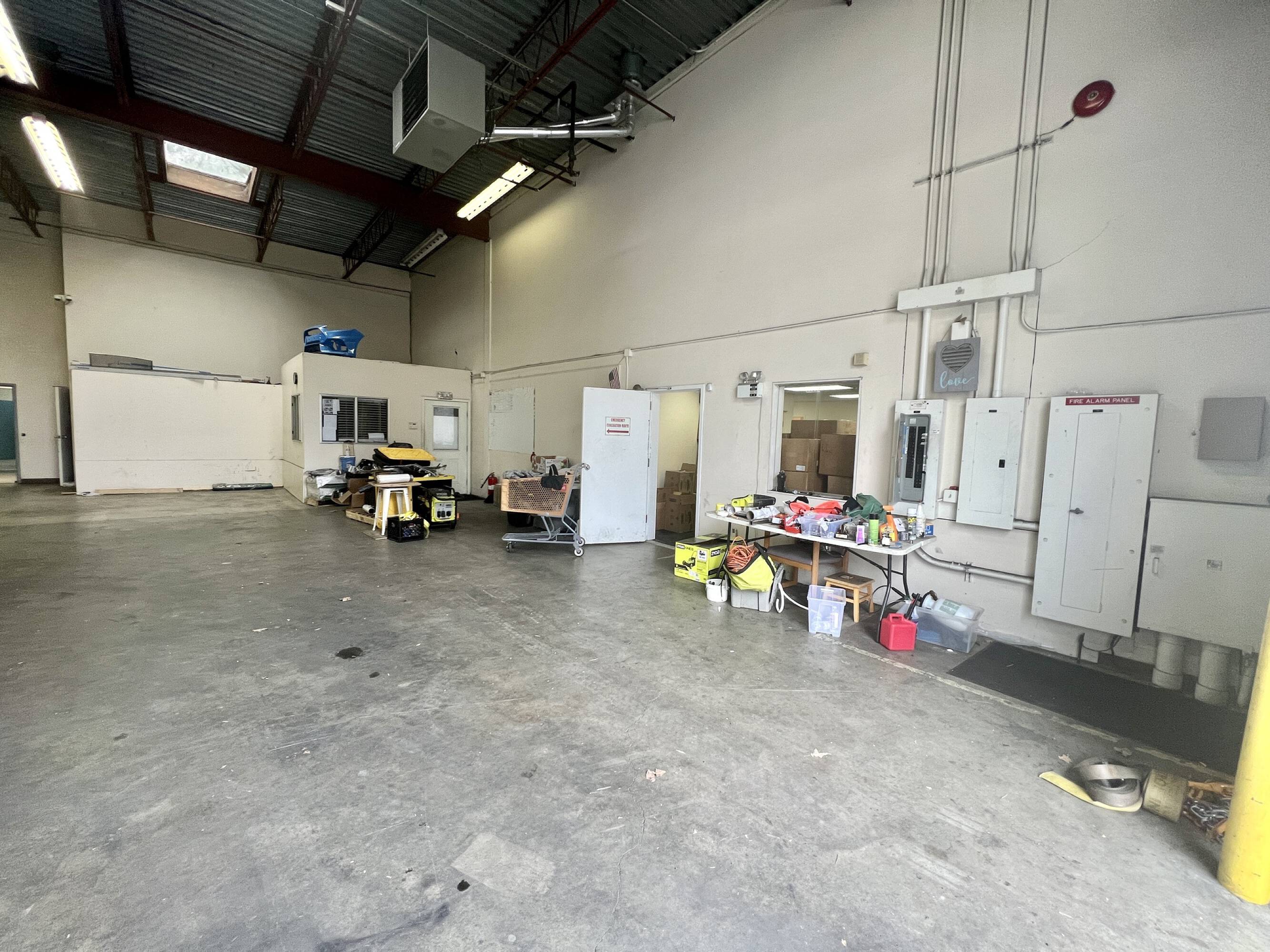 9620 NE Colfax St, Portland, OR 97220 | Crexi.com