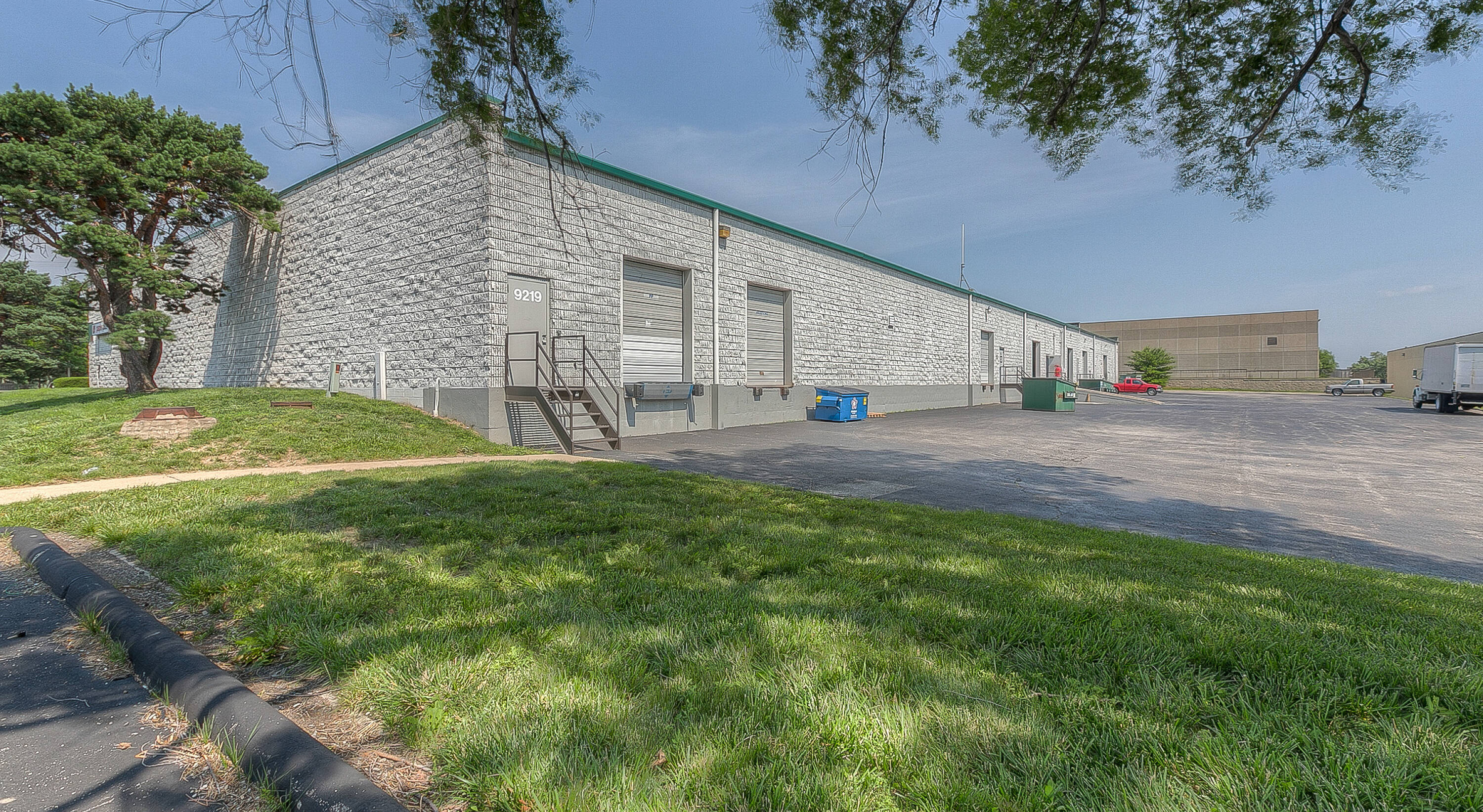 9201 Quivira Rd, Lenexa, KS 66215 | Crexi.com