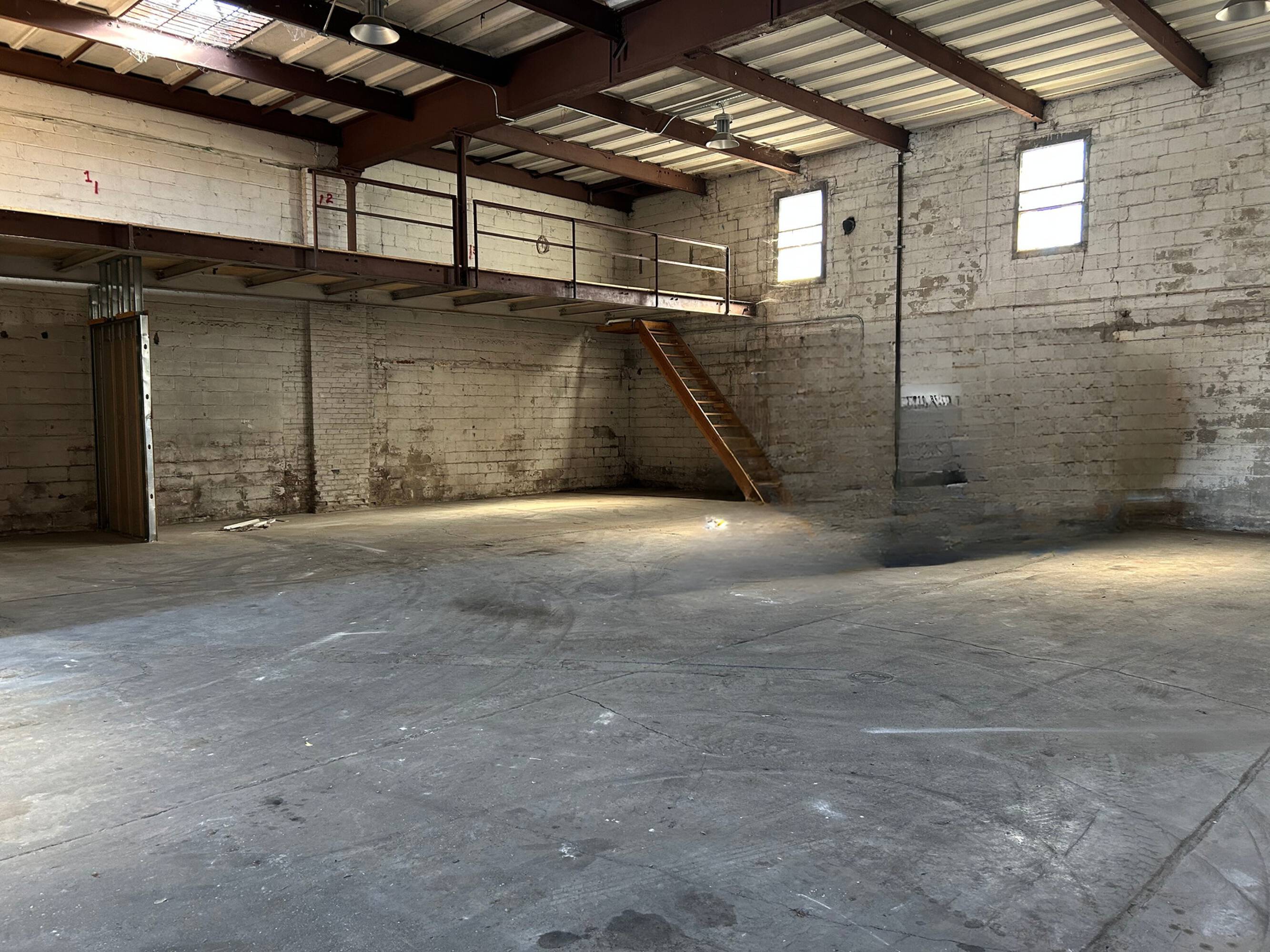 80 Anthony St, Brooklyn, NY 11222 | Crexi.com