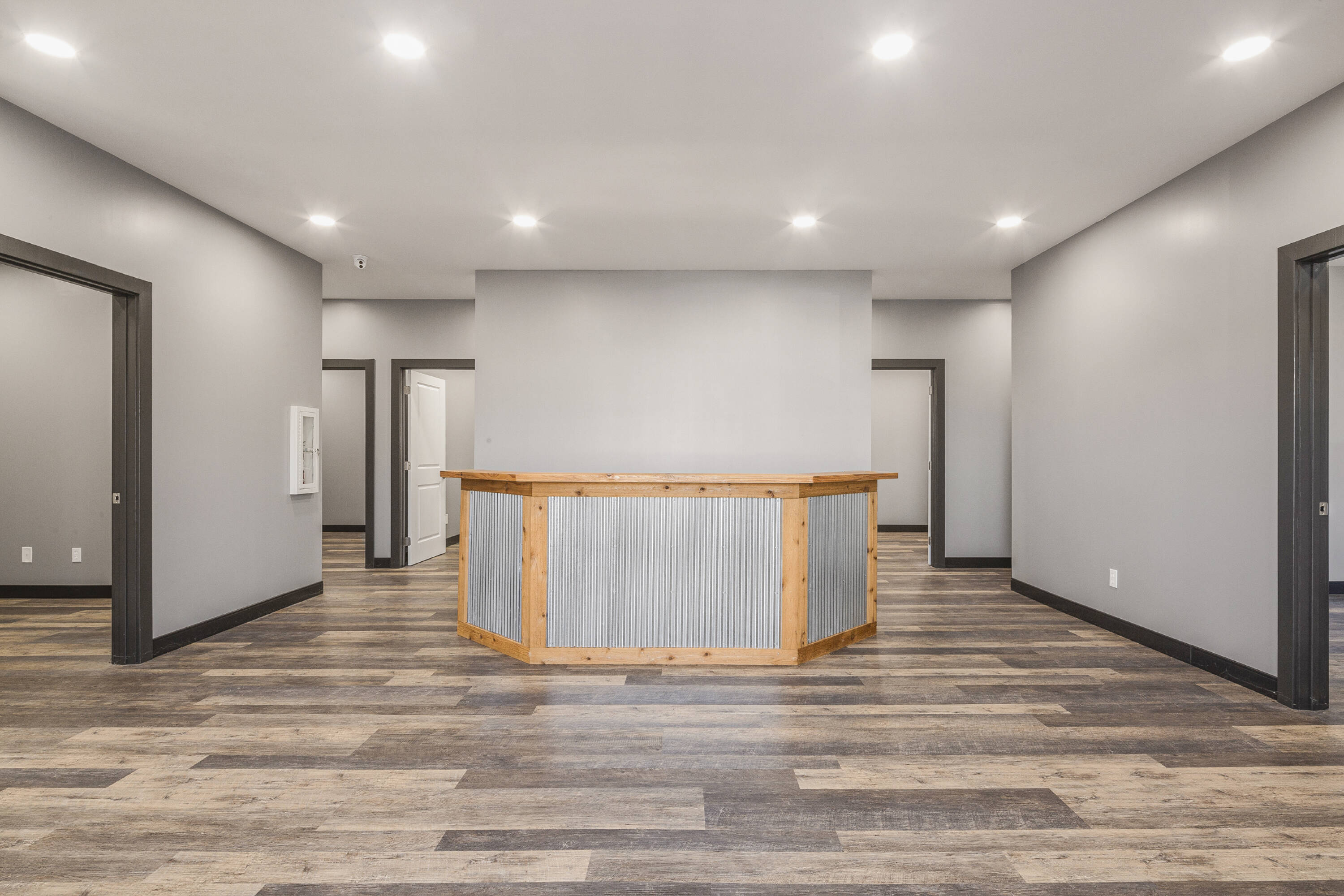 1416 E TIPTON ST Seymour IN 47274-3533 APN: 36-66-16-303-003.000-009 ...