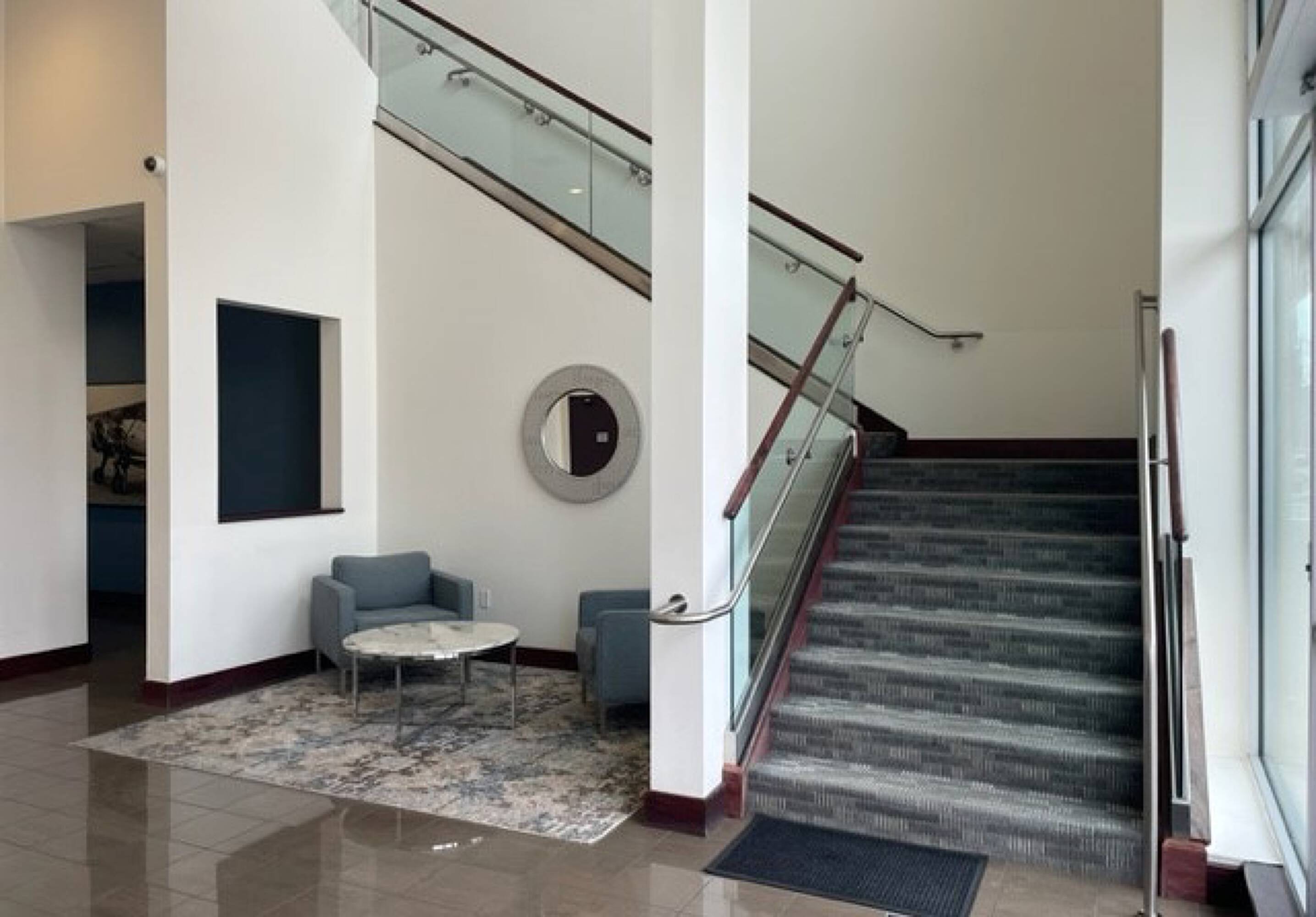 9830 NE Cascade Parkway, Portland, OR 97220 | Crexi.com