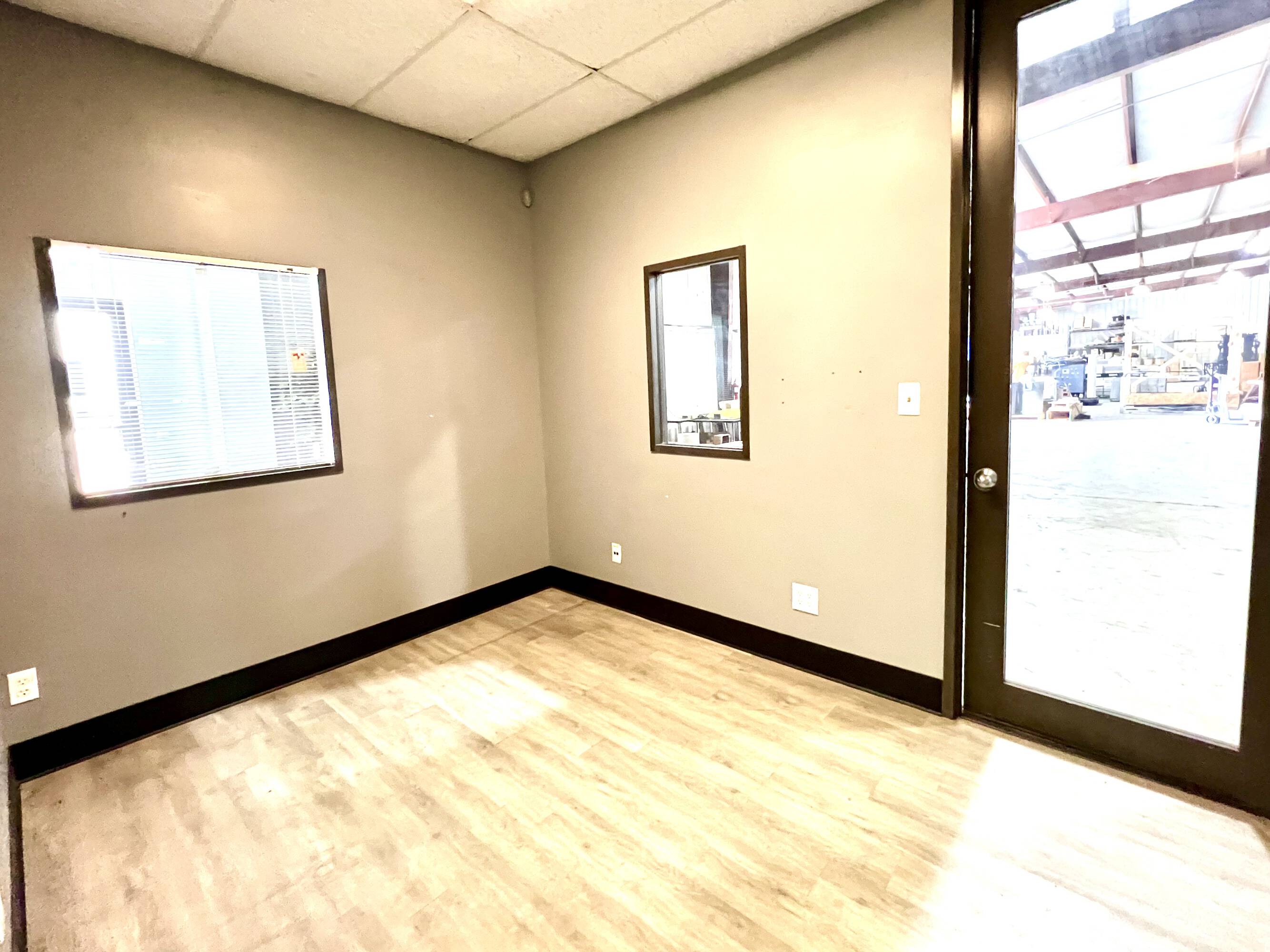 8911 Jackrabbit Rd, Houston, TX 77095 | Crexi.com