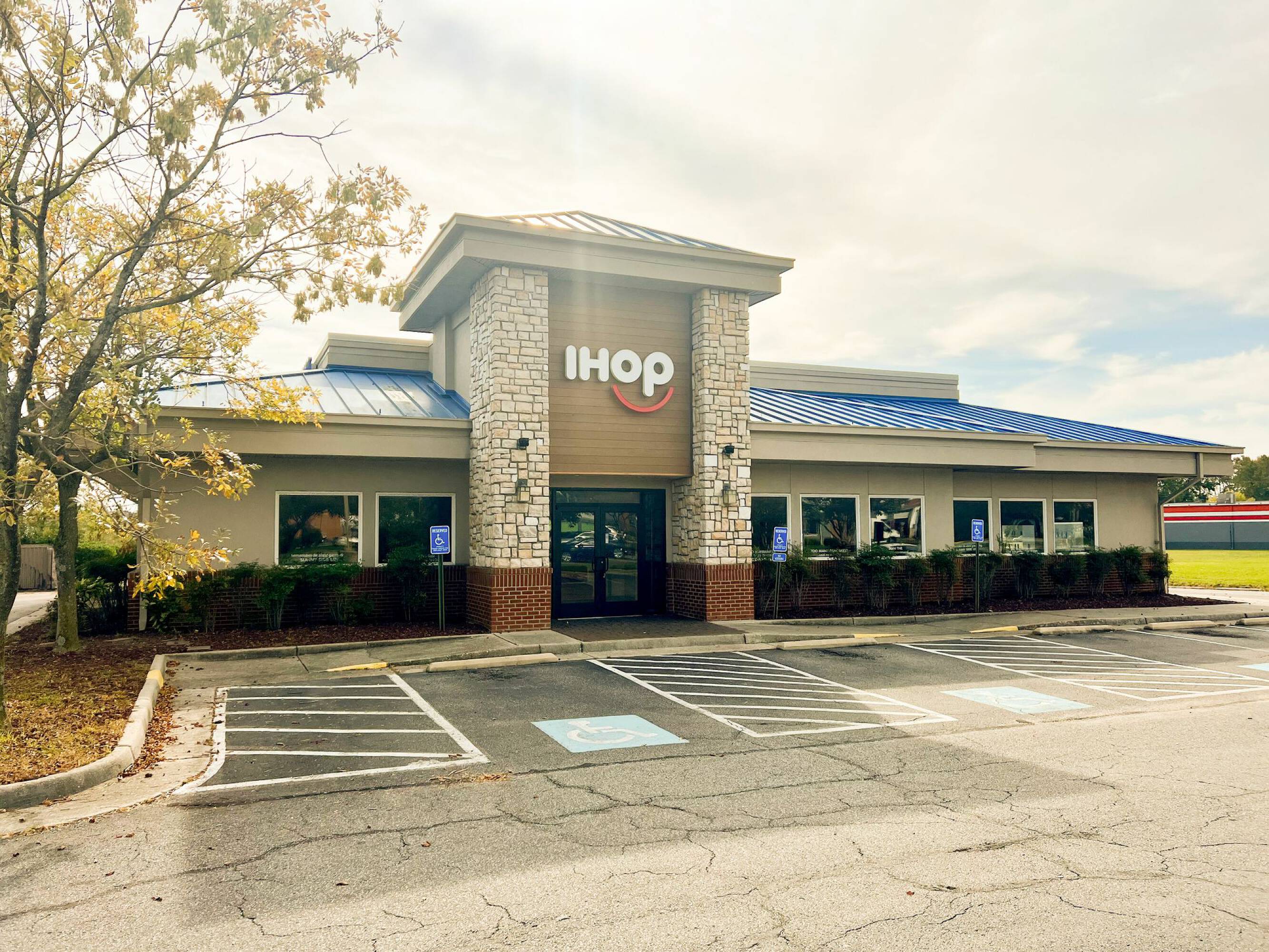 1540 General Booth Blvd, Virginia Beach, VA 23454 | Crexi.com