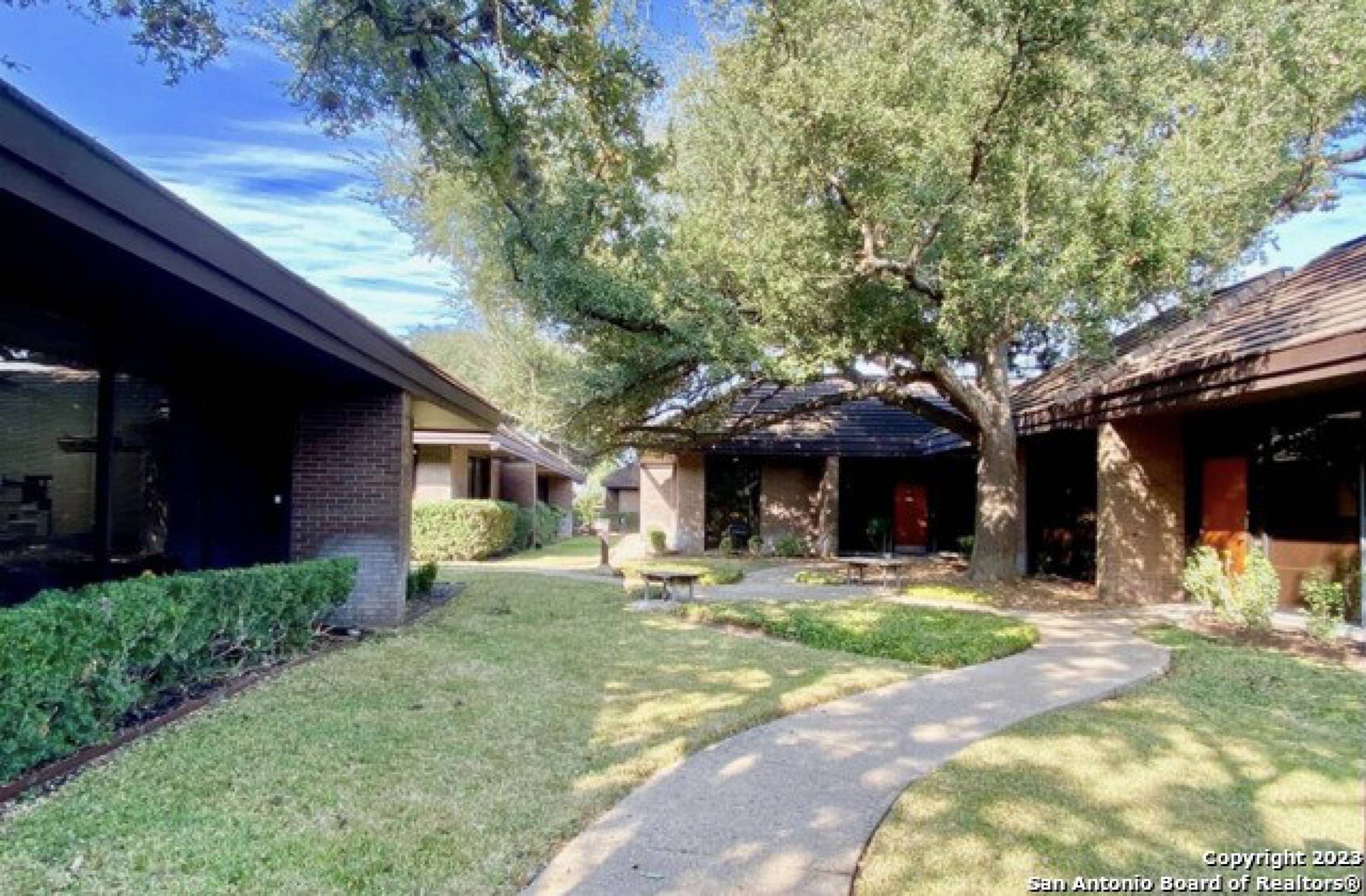 1848 Lockhill Selma Rd, San Antonio, TX 78213 | Crexi.com