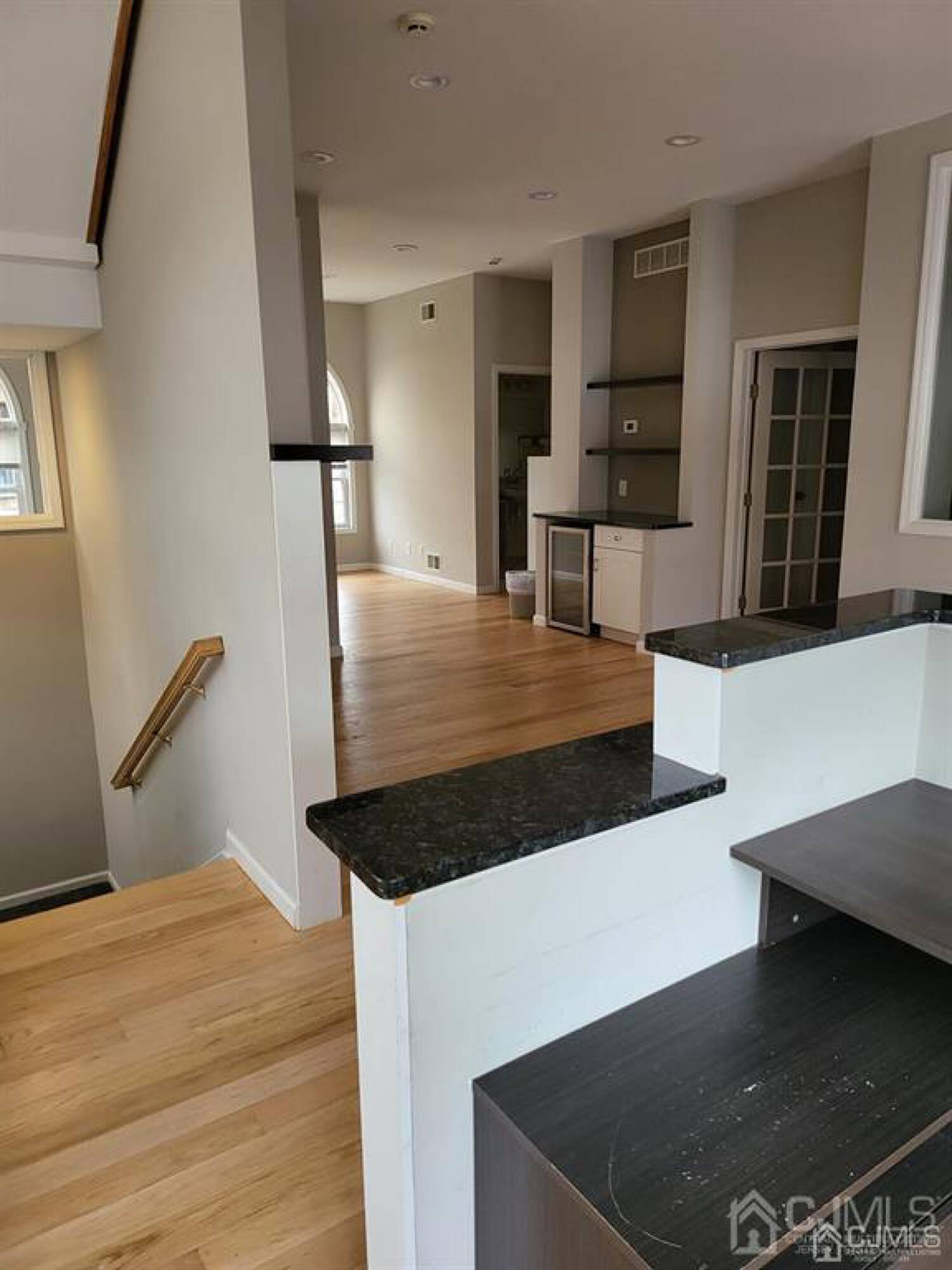 1910 Oak Tree Road, Edison, NJ 08820 | Crexi.com