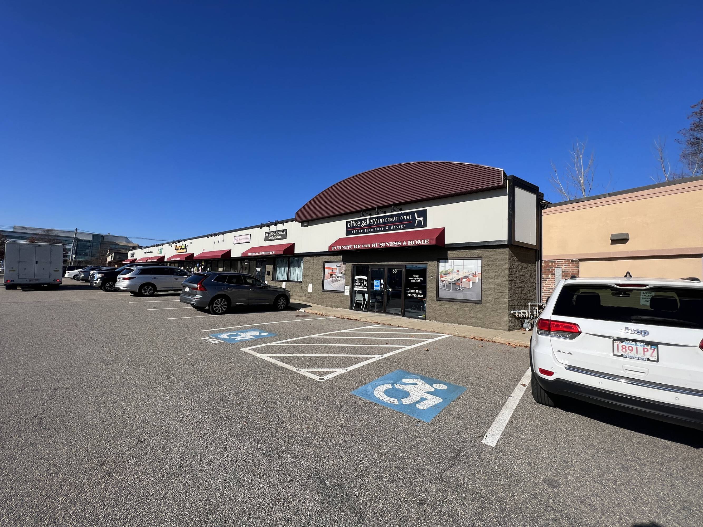 68 VANDERBILT AVE Norwood MA 02062-5006 APN: 15_22_13 | Crexi.com