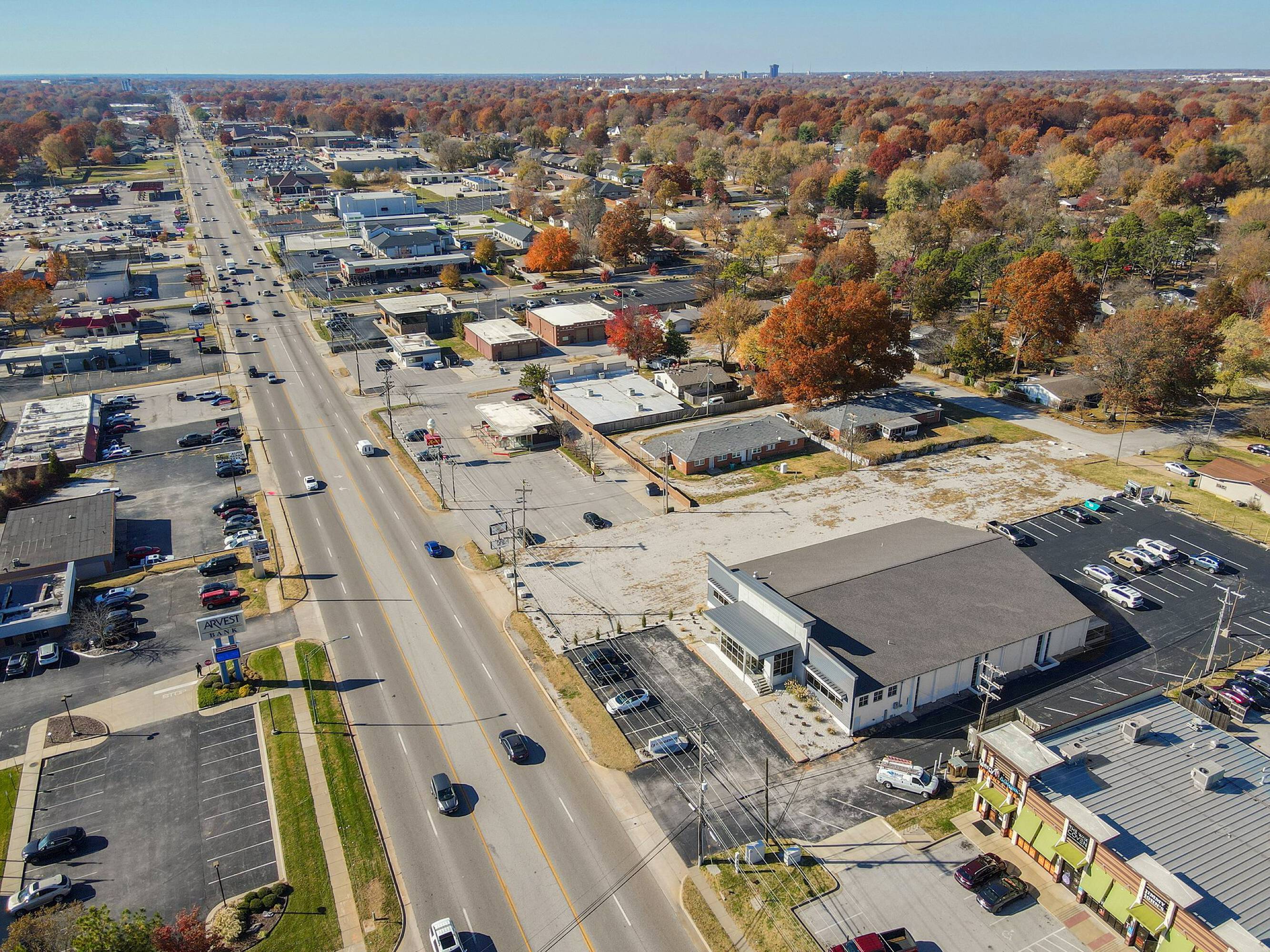 3171 E Sunshine St, Springfield, MO 65804 | Crexi.com