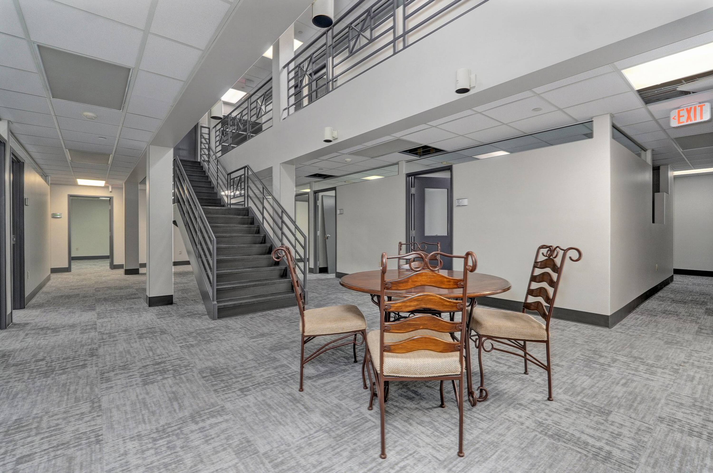 3171 E Sunshine St, Springfield, MO 65804 | Crexi.com