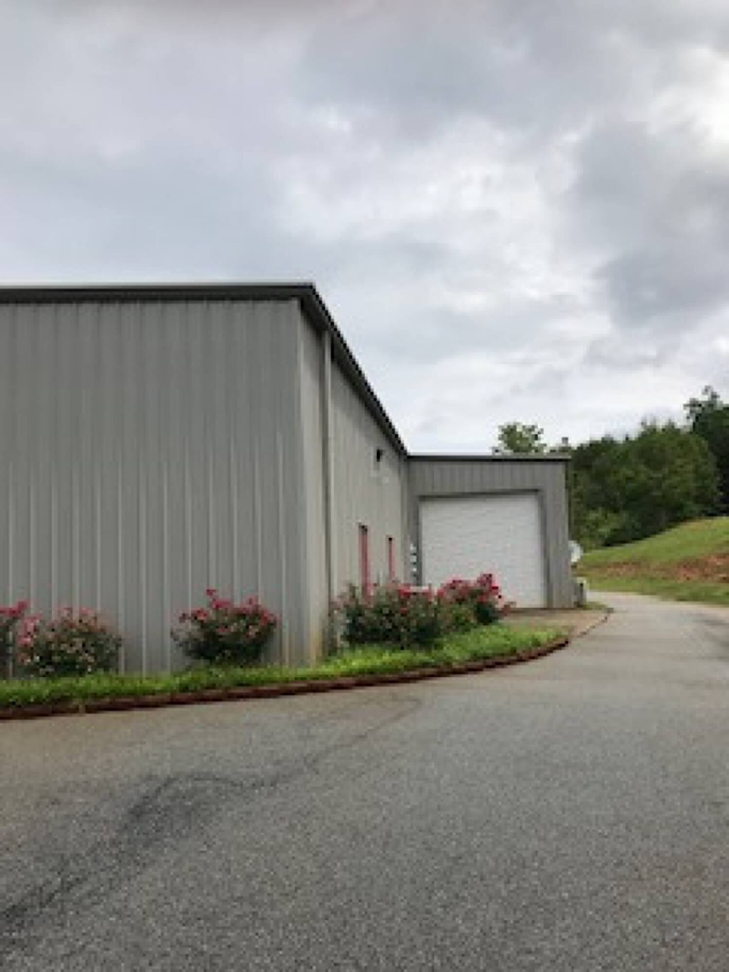 390 GRANDIS HEIGHTS CIR Clarkesville GA 30523-5443 APN: 142 066A ...