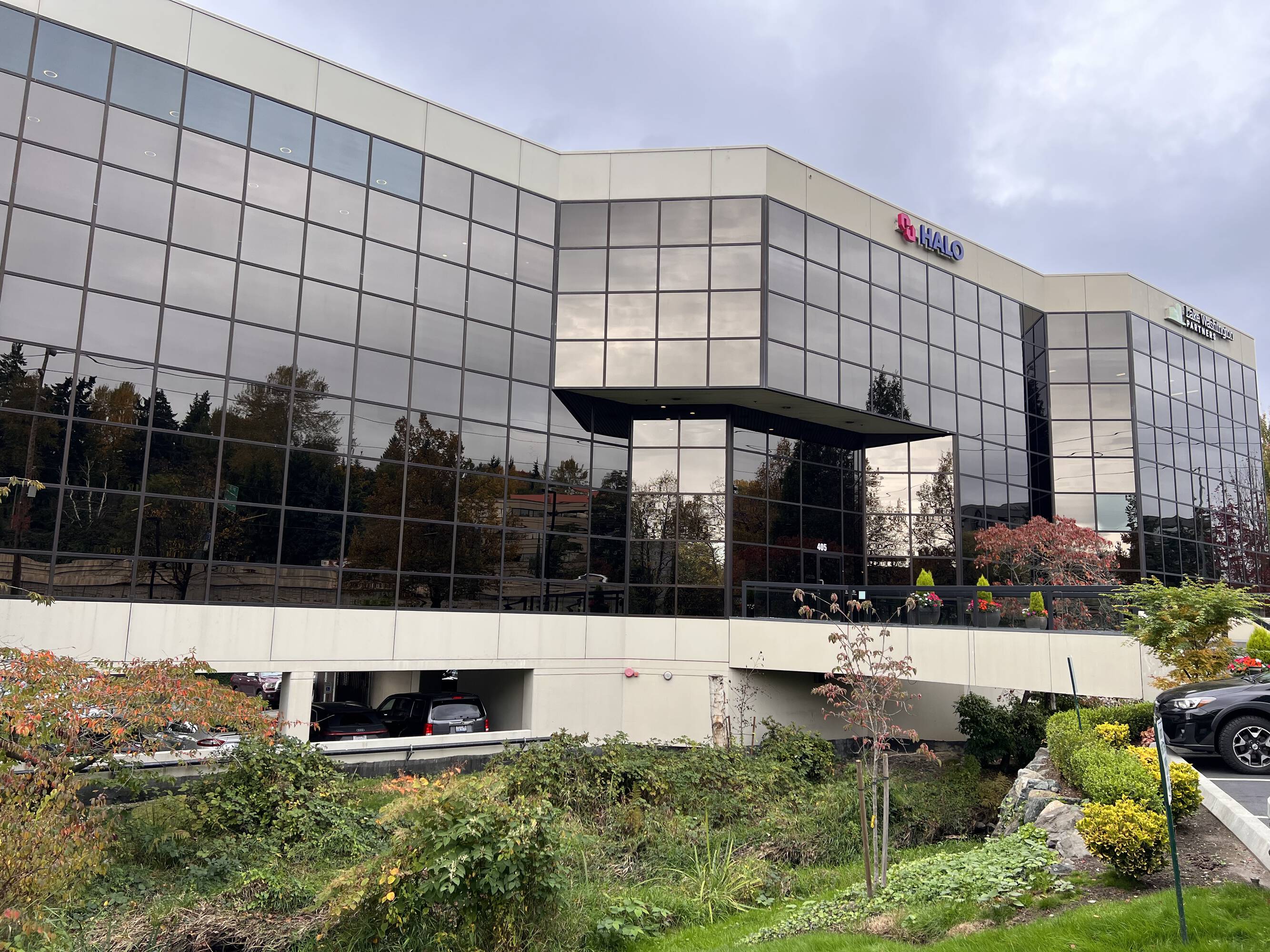 405 114th Ave SE, Bellevue, WA 98004 | Crexi.com