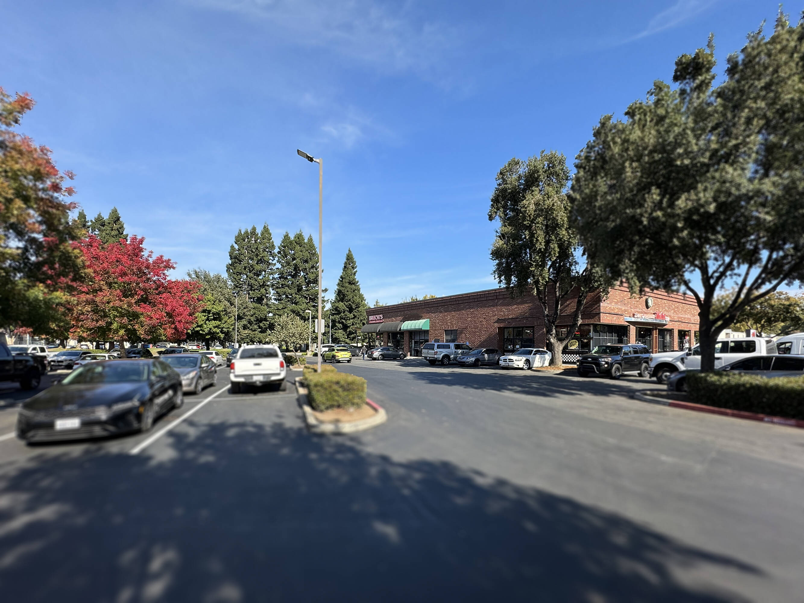 565 Howe Ave, Sacramento, CA 95825 | Crexi.com