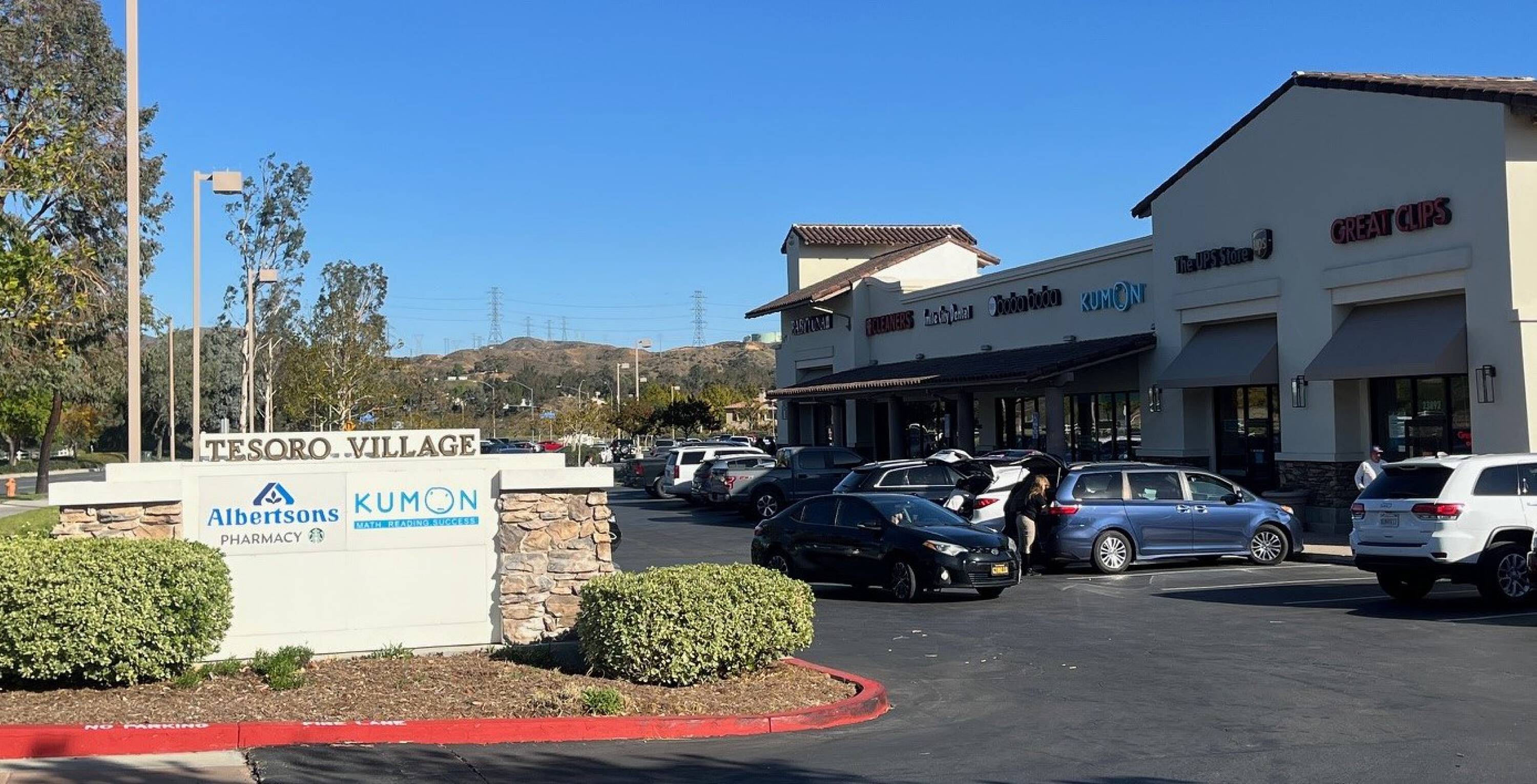 23850 Copper Hill Dr, Santa Clarita, CA 91354 | Crexi.com