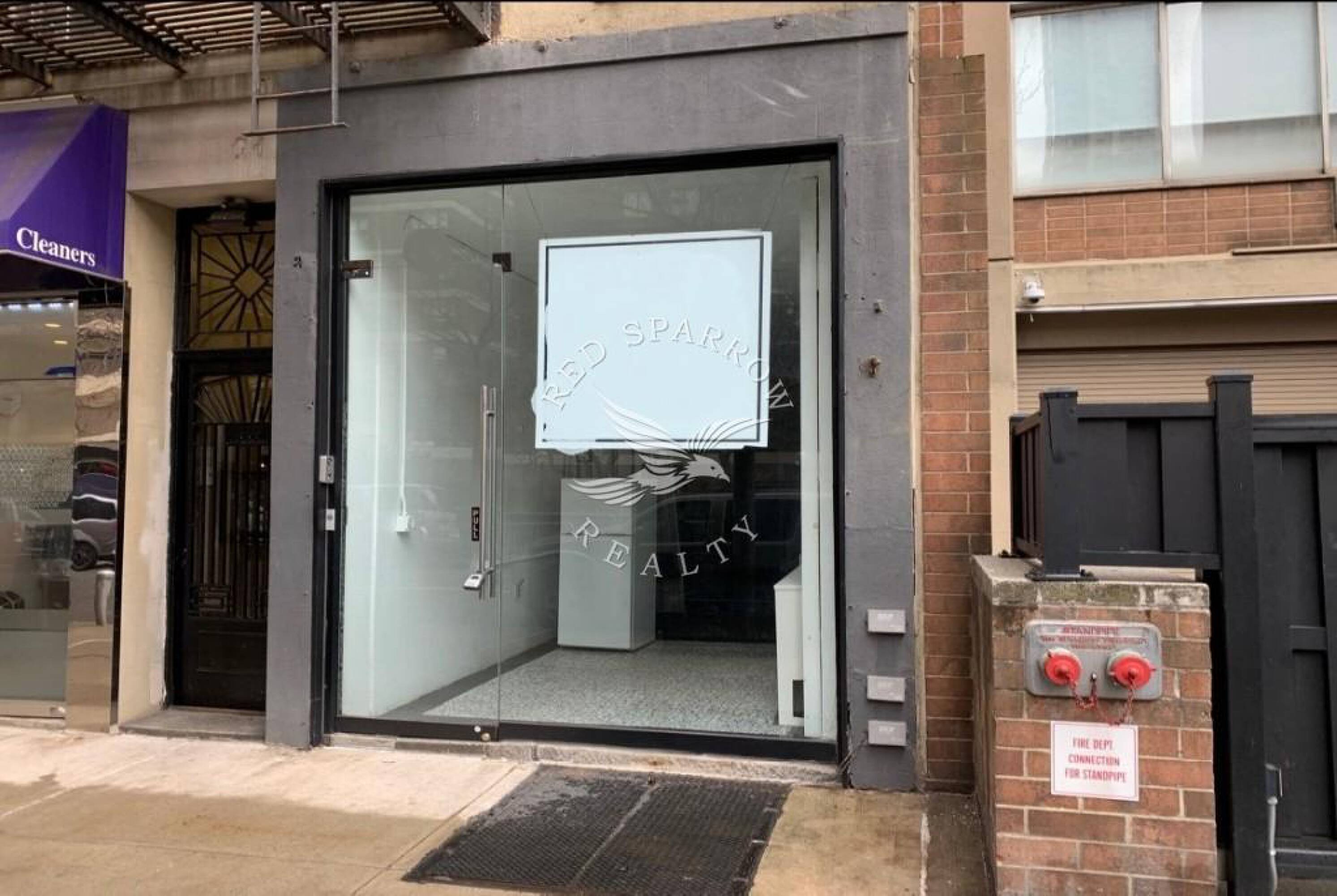 Retail space on East 58th Street, New York, NY 10022 | Crexi.com