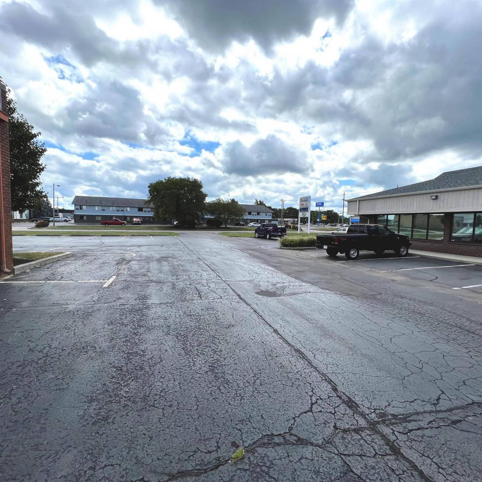 3614 W Fox Ridge Lane, Muncie, IN 47304 | Crexi.com