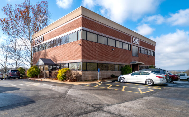 13023 Tesson Ferry Rd, St. Louis, MO 63128 | Crexi.com