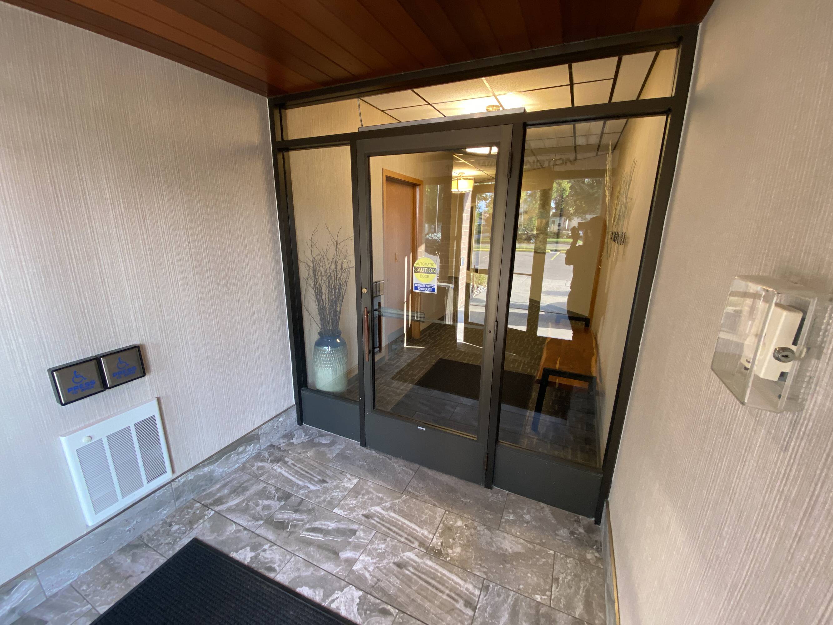 117 N Washington St, Grand Forks, ND 58203 | Crexi.com