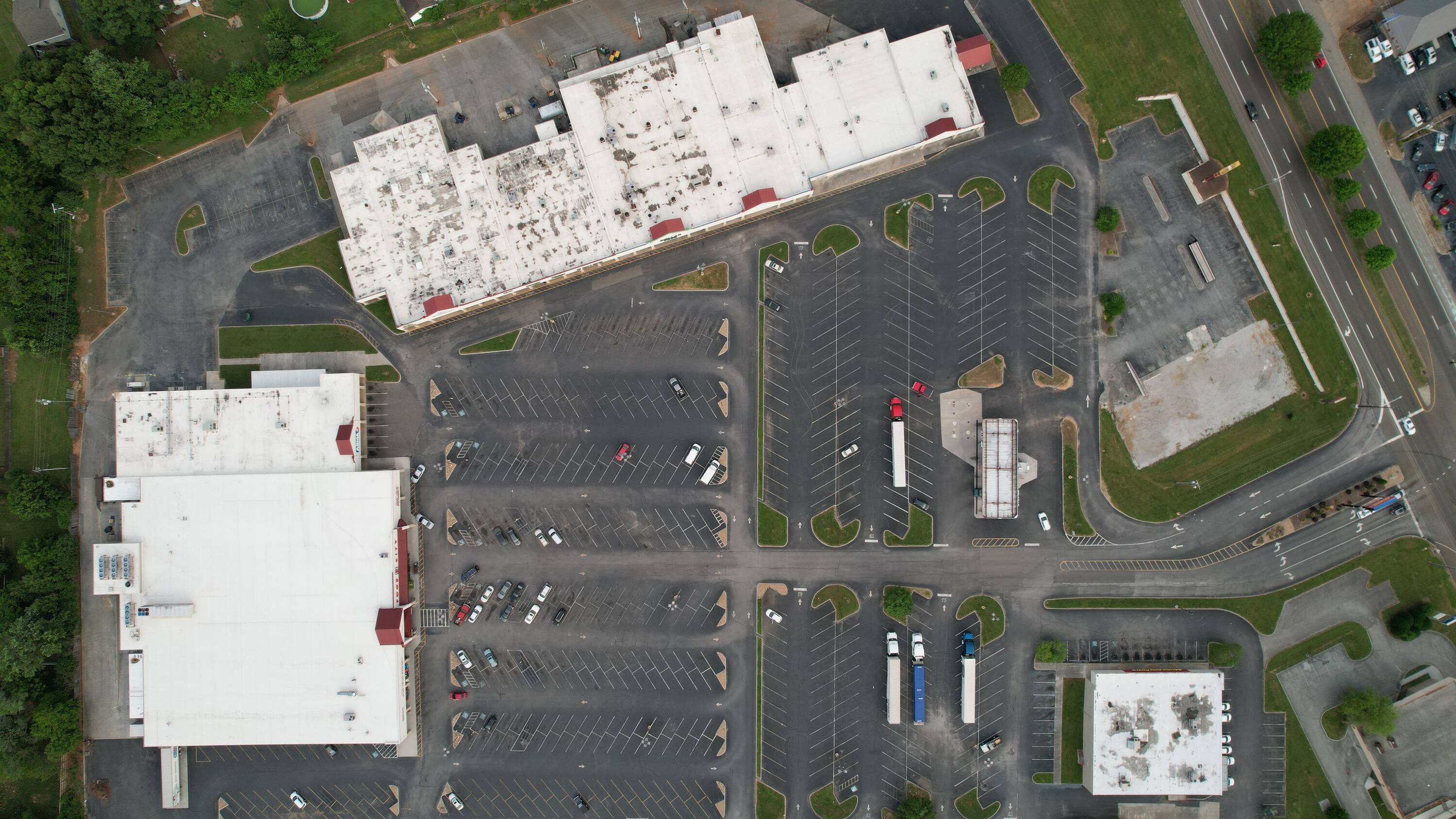 5030 Clinton Hwy, Knoxville, TN 37912 | Crexi.com