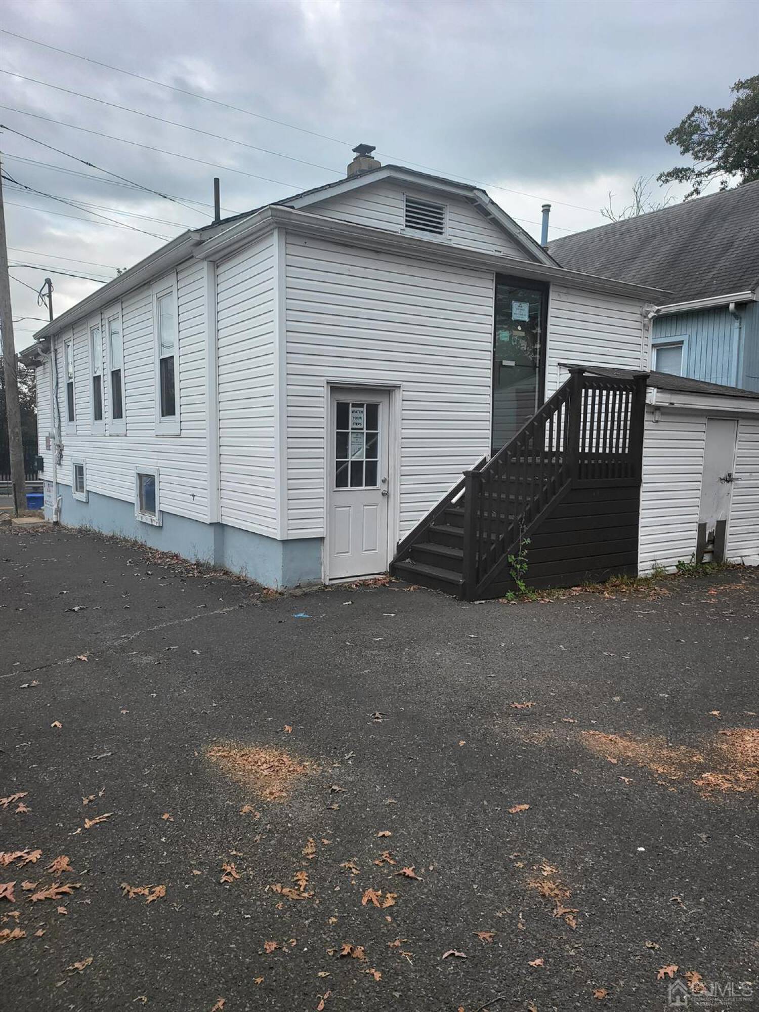 227 State Route 27 Highway, Iselin, NJ 08830 | Crexi.com