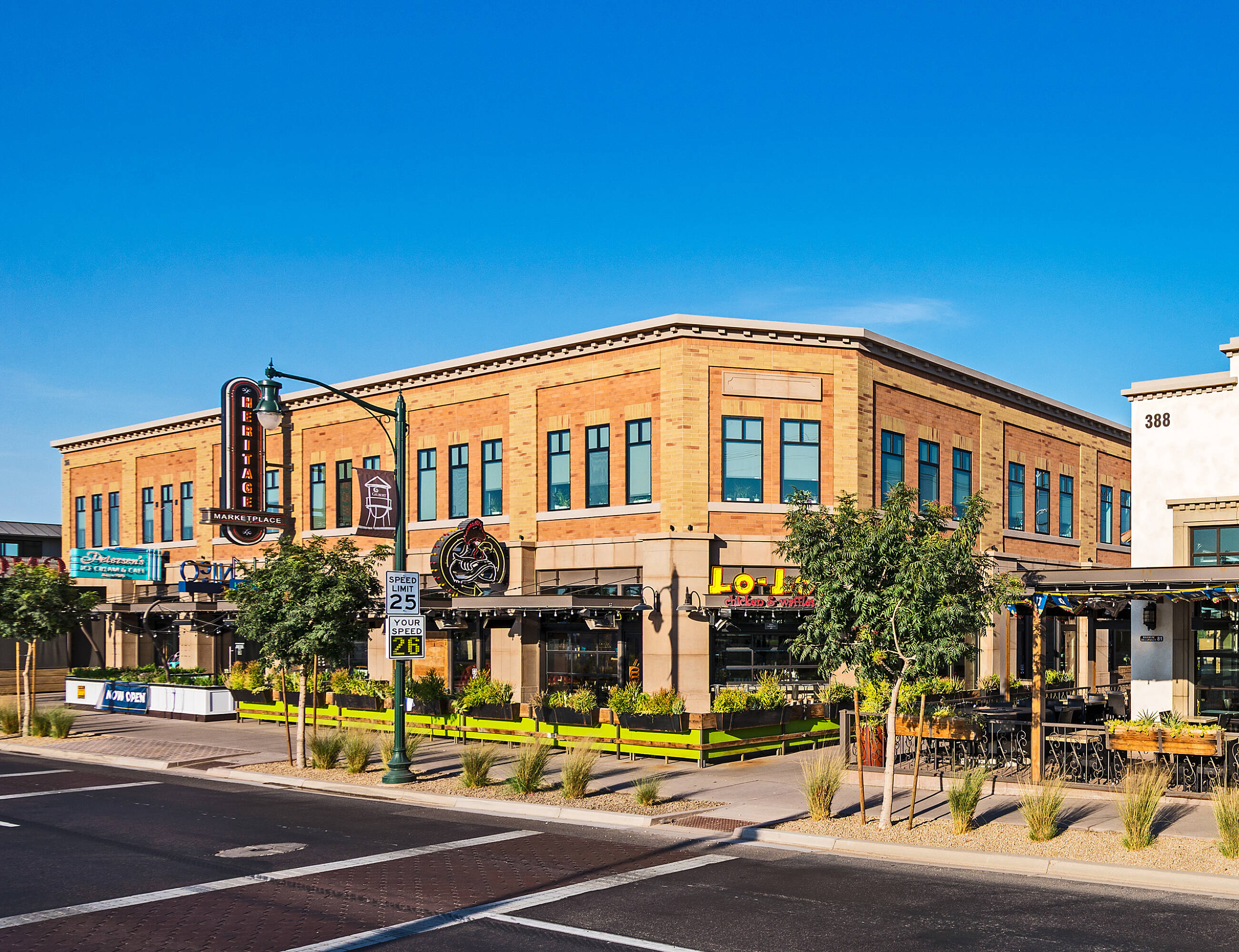 366 N Gilbert Rd, Gilbert, AZ 85233 | Crexi.com