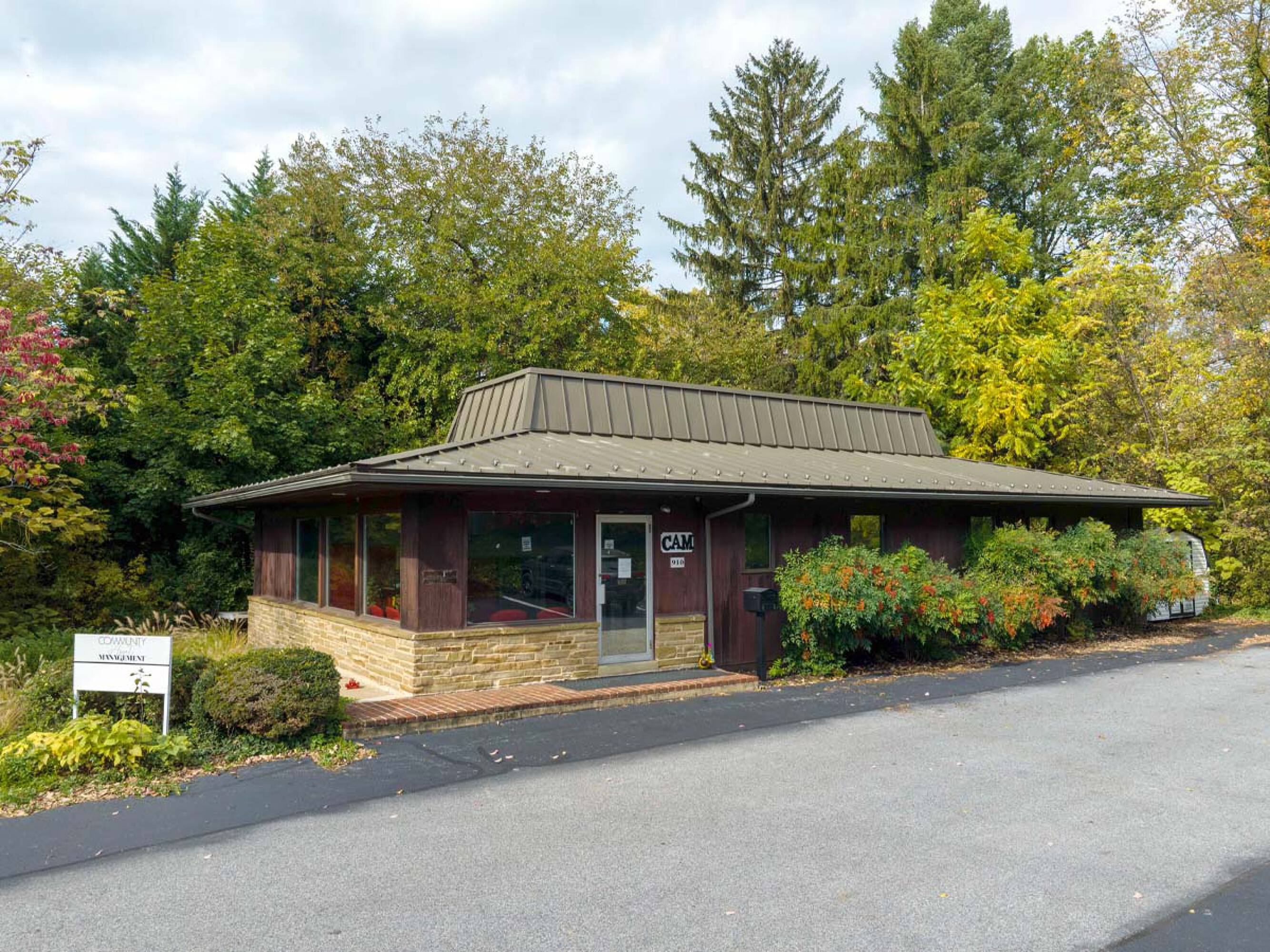 910 S GEORGE ST York PA 17403-3708 APN: 48-000-25-0006.A0-00000 | Crexi.com