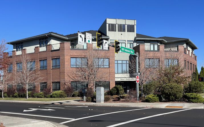 865 SW Veterans Way, Redmond, OR 97756 | Crexi.com