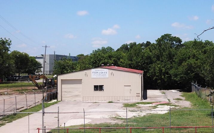 4211 North Fwy, Houston, TX 77022 | Crexi.com