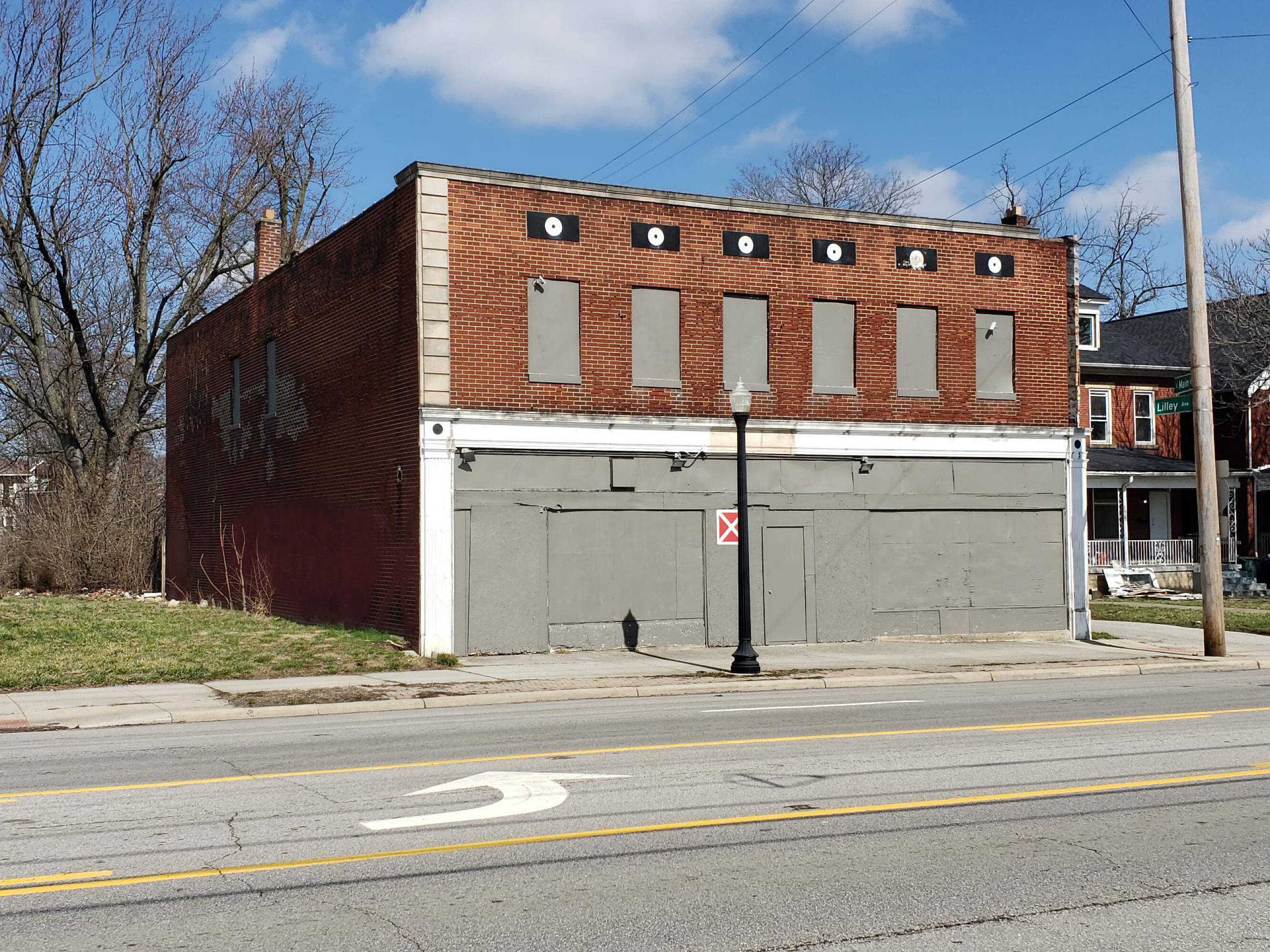 1572 E Main Street, Columbus, OH 43205 | Crexi.com