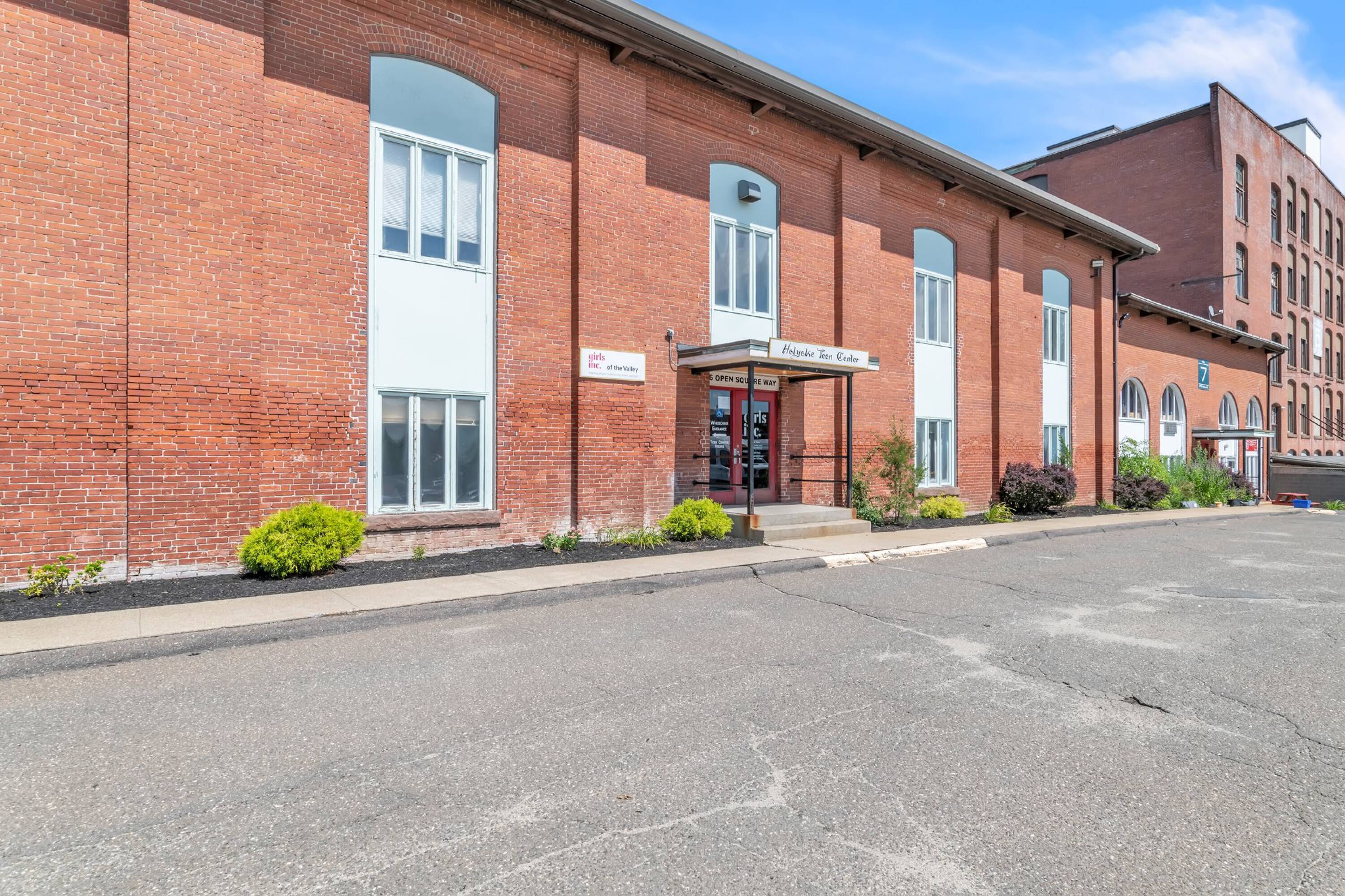 6 Open Square Way, Holyoke, MA 01040 | Crexi.com