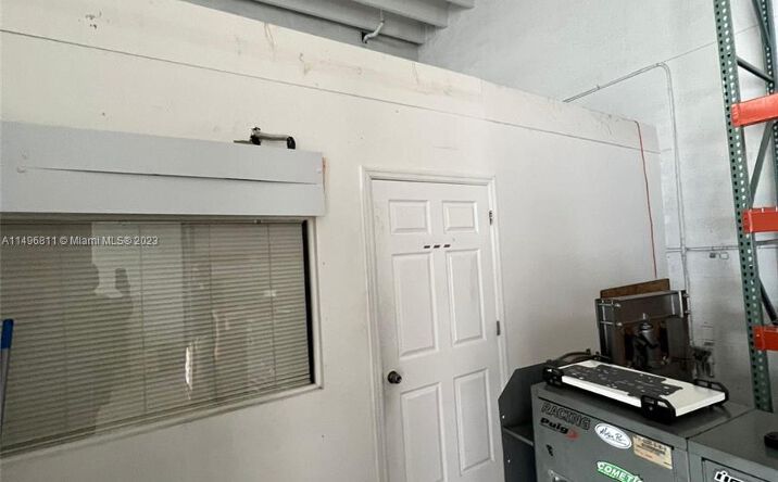 8285 NW 64th St # 3, Medley, FL 33166 | Crexi.com