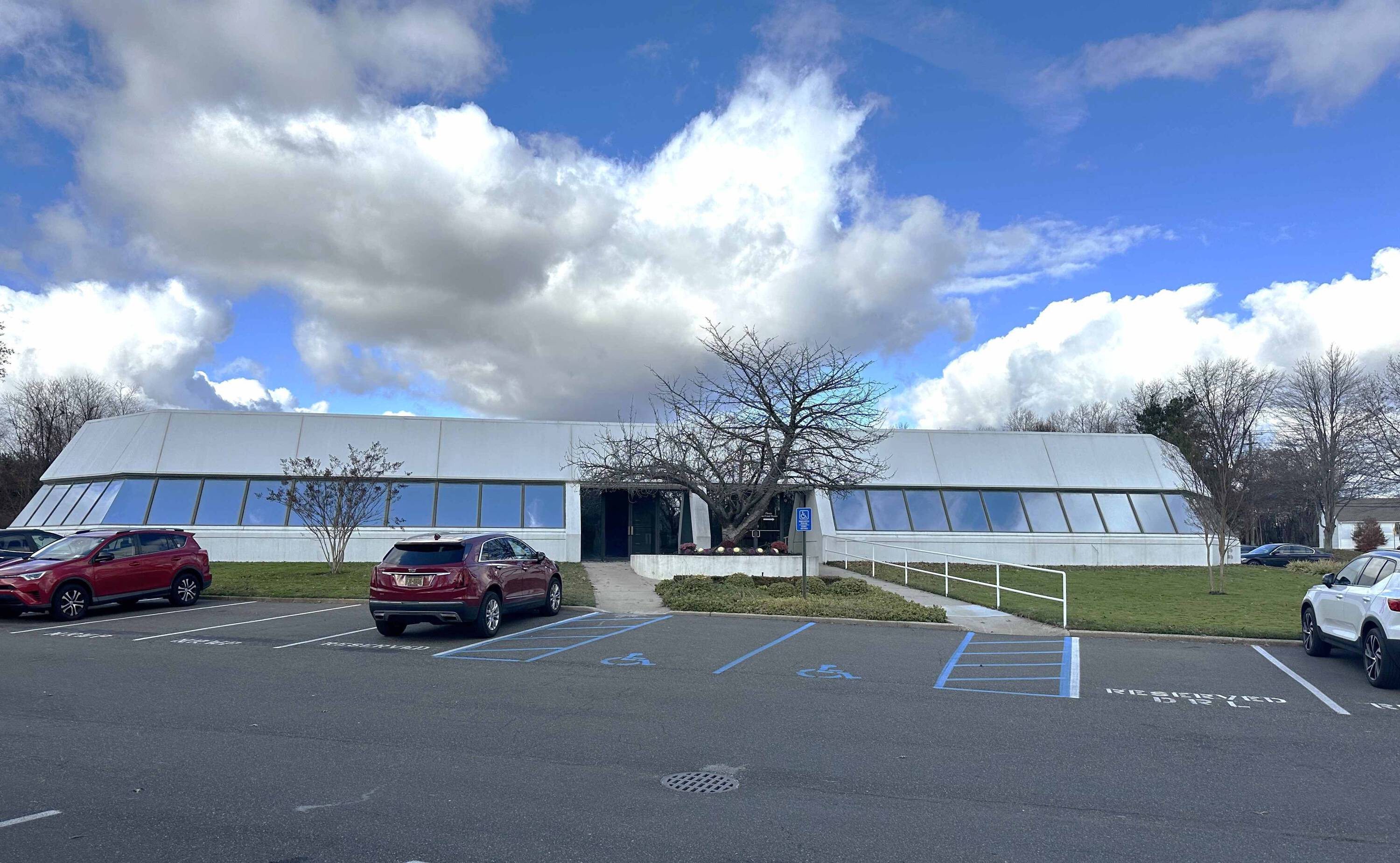 1895 WALT WHITMAN RD Melville NY 11747-3031 APN: 0400-265.00-01.00-007.000 | Crexi.com