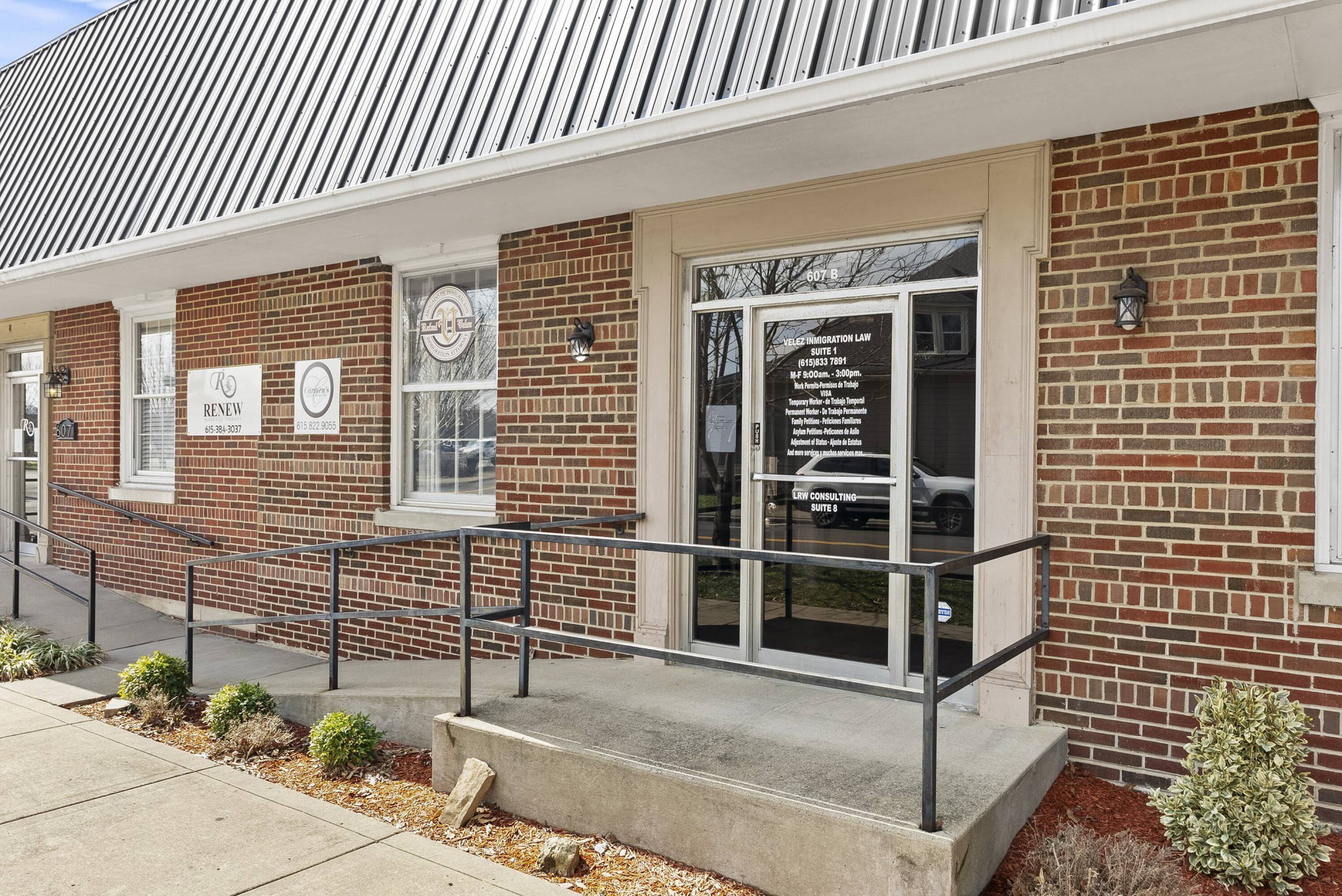 607B S Locust St, Springfield, TN 37172 | Crexi.com