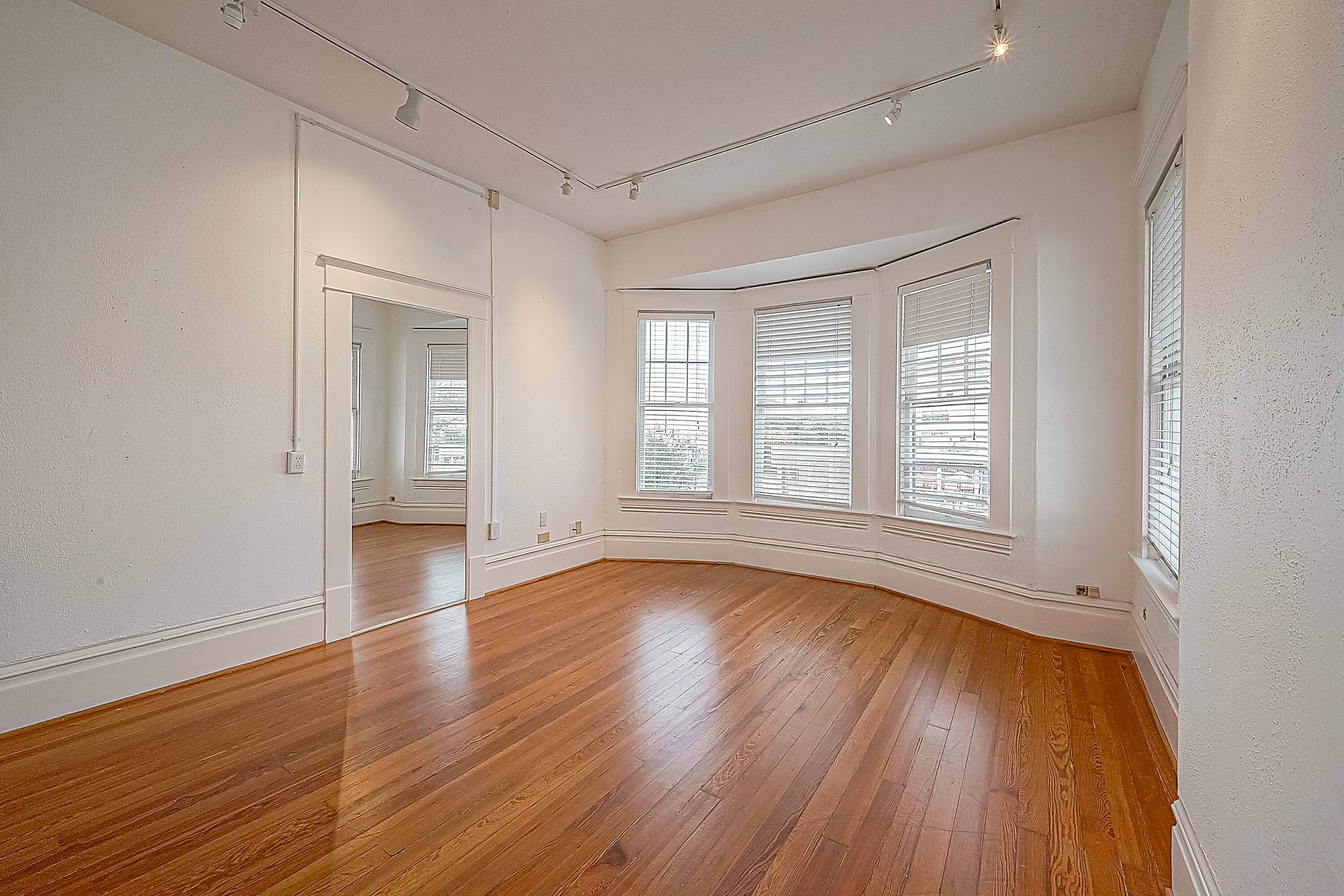 239 Westheimer Rd, Houston, TX 77006 | Crexi.com