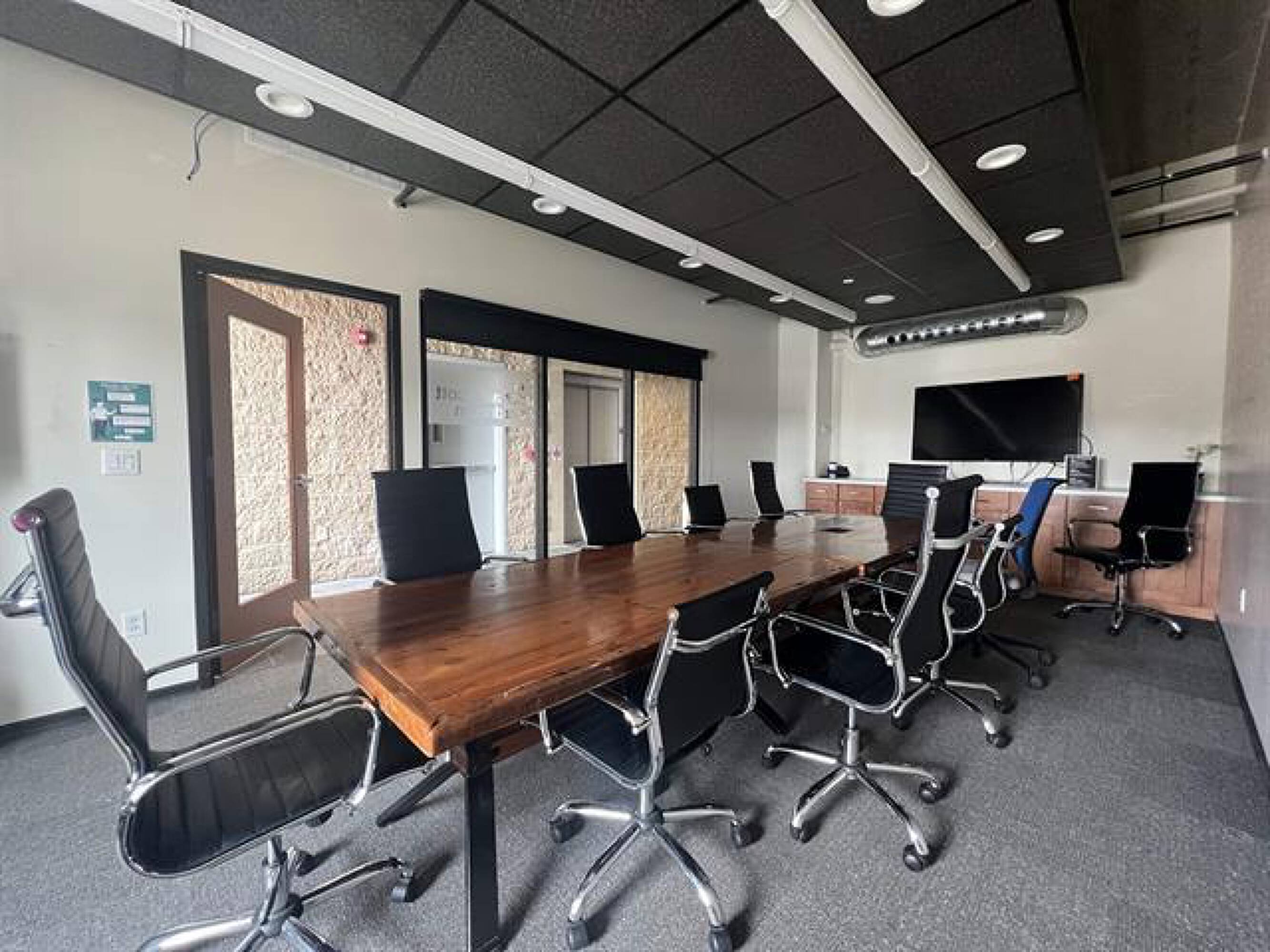 200 State St, Cedar Falls, IA 50613 | Crexi.com