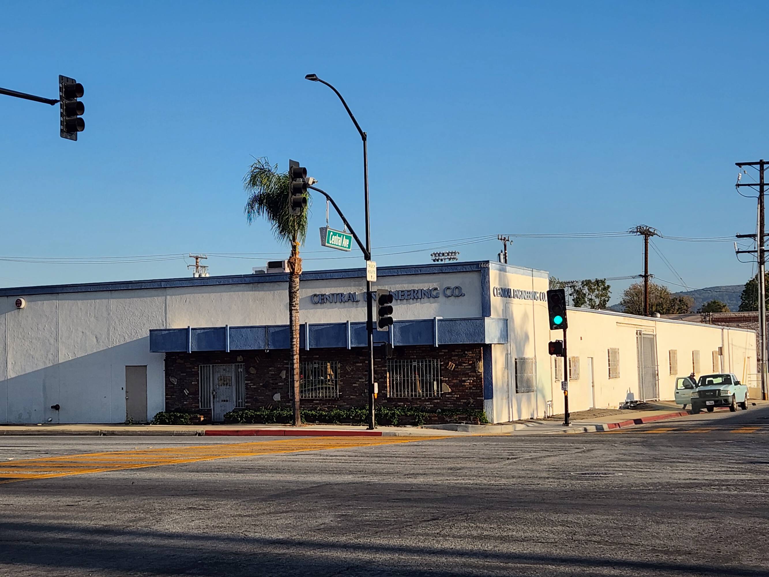 1406 SANTA ANITA AVE South El Monte CA 91733-3312 APN: 8118-002-016 | Crexi.com