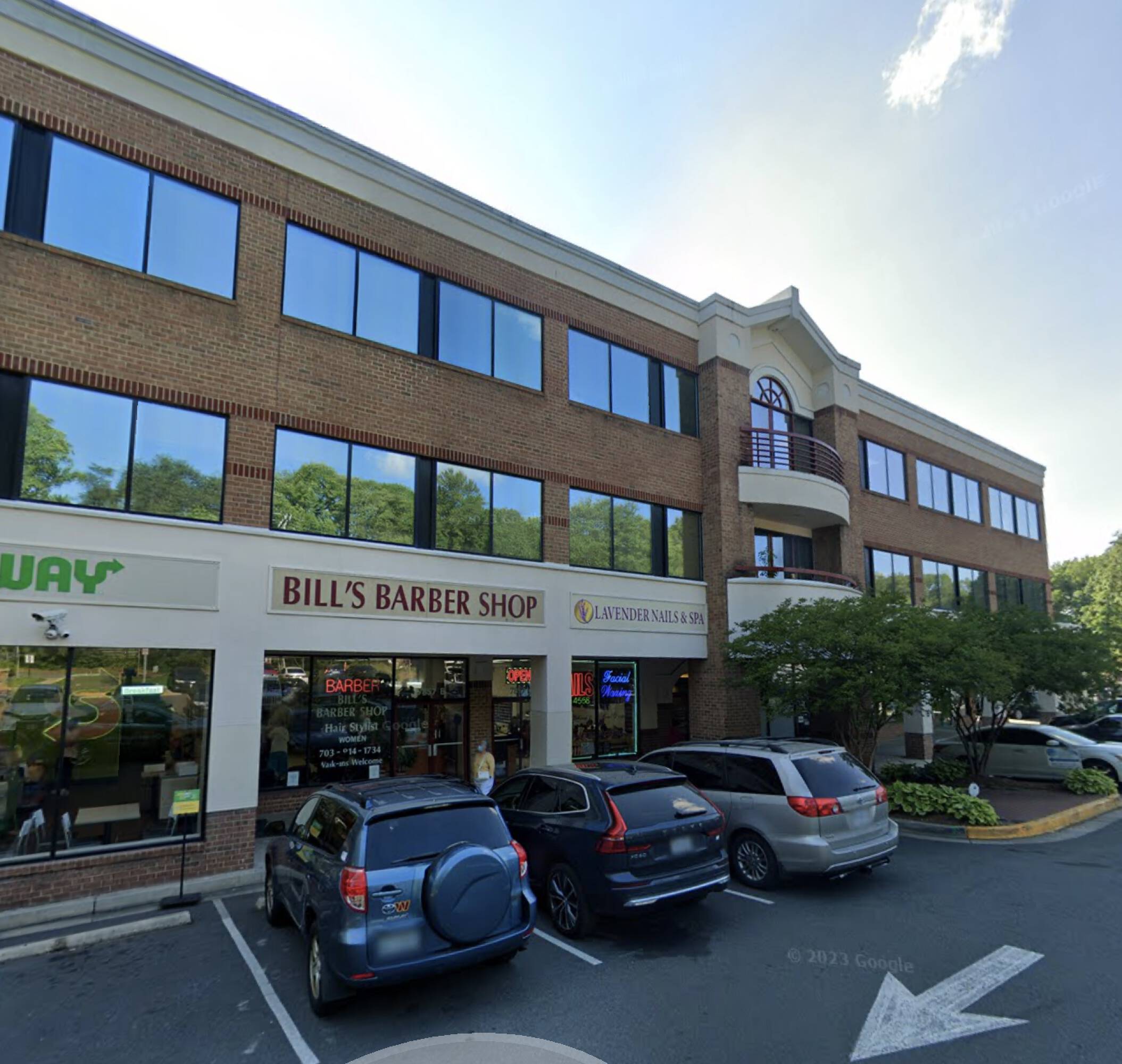 7857 HERITAGE DR Annandale VA 22003-5368 APN: 0702-01-0001D3 | Crexi.com