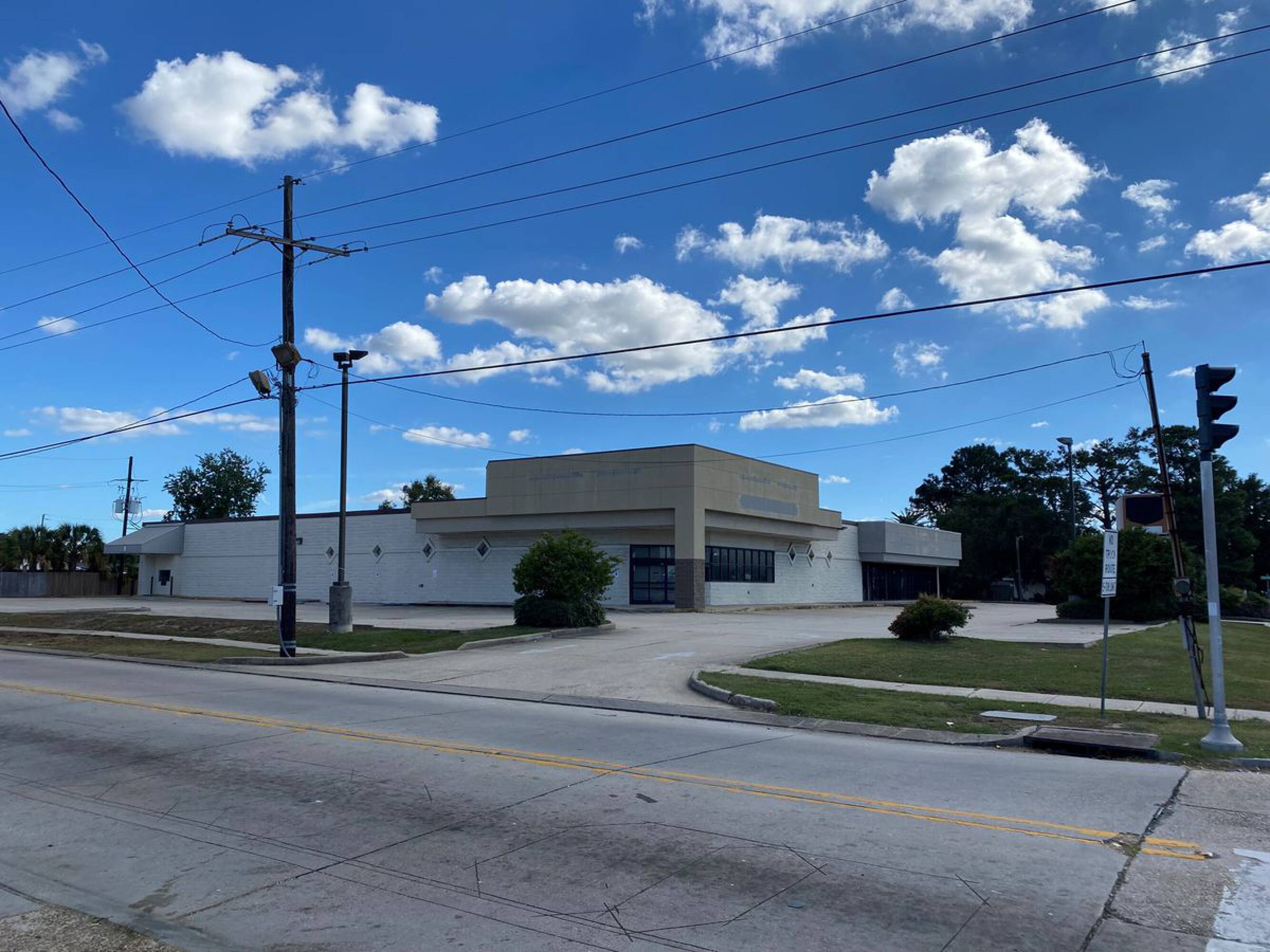 497 Terry Pkwy, Terrytown, LA 70056 | Crexi.com