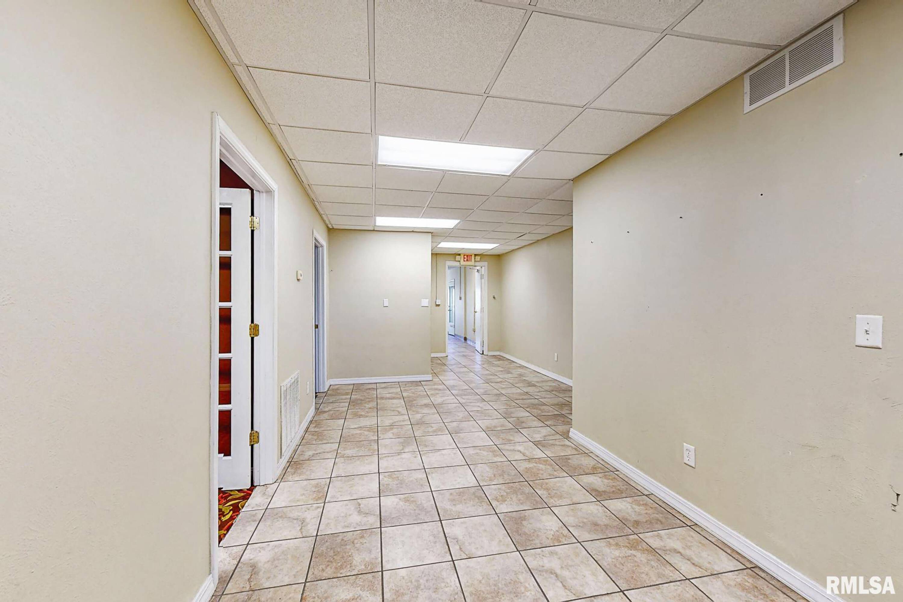 3131 N PROSPECT Road, Peoria, IL 61603 | Crexi.com