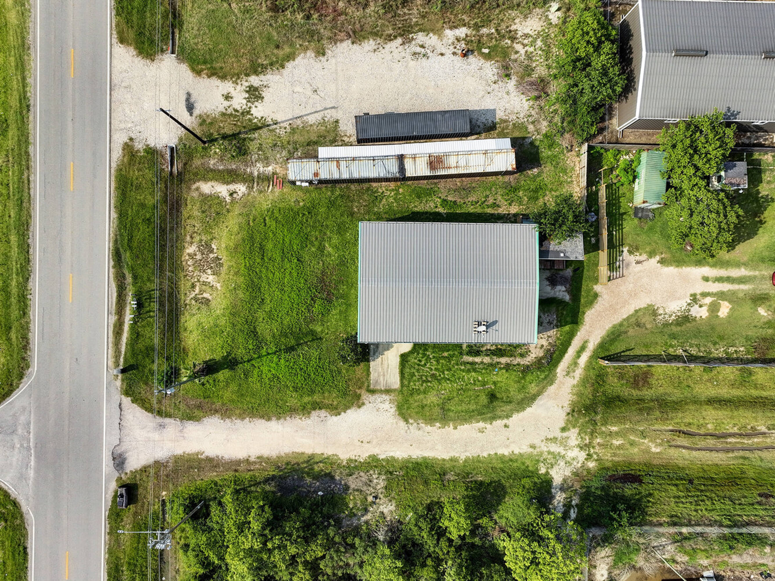 635 9th St, San Leon, TX 77539 | Crexi.com