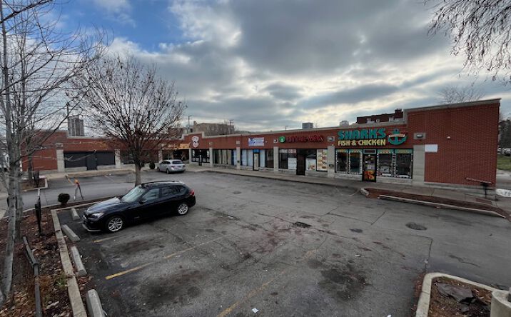 101 E 51st St, Chicago, IL 60615 | Crexi.com