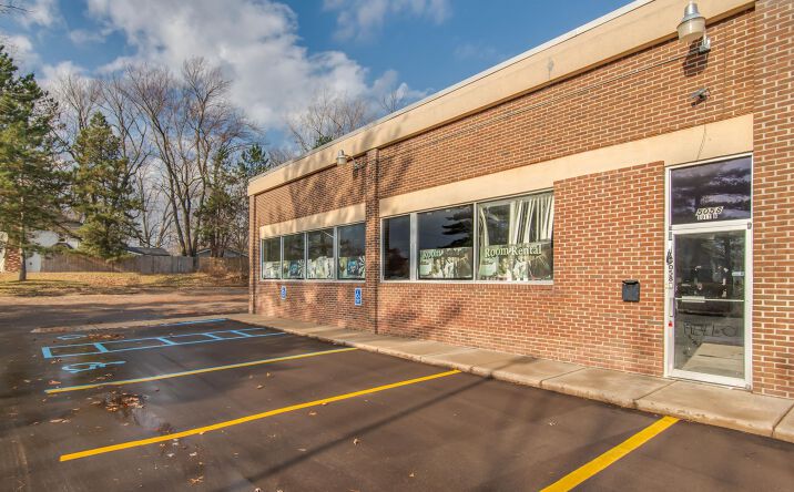 5058 S Waverly Rd, Lansing, MI 48911 | Crexi.com