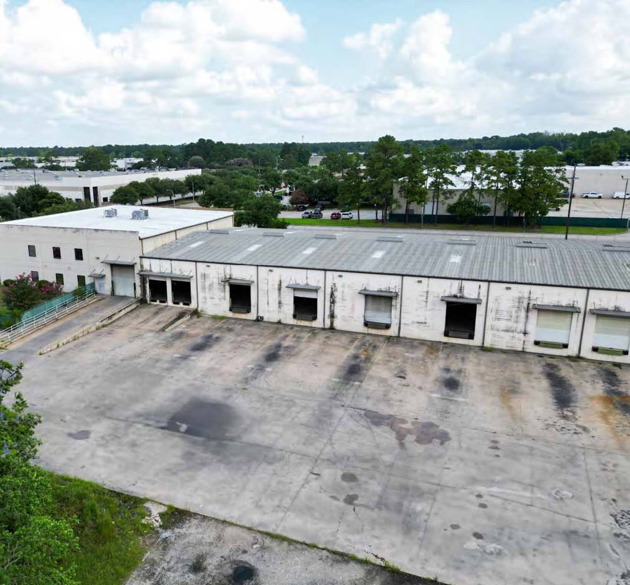 15550 Export Plaza Dr, Houston, TX 77032 | Crexi.com