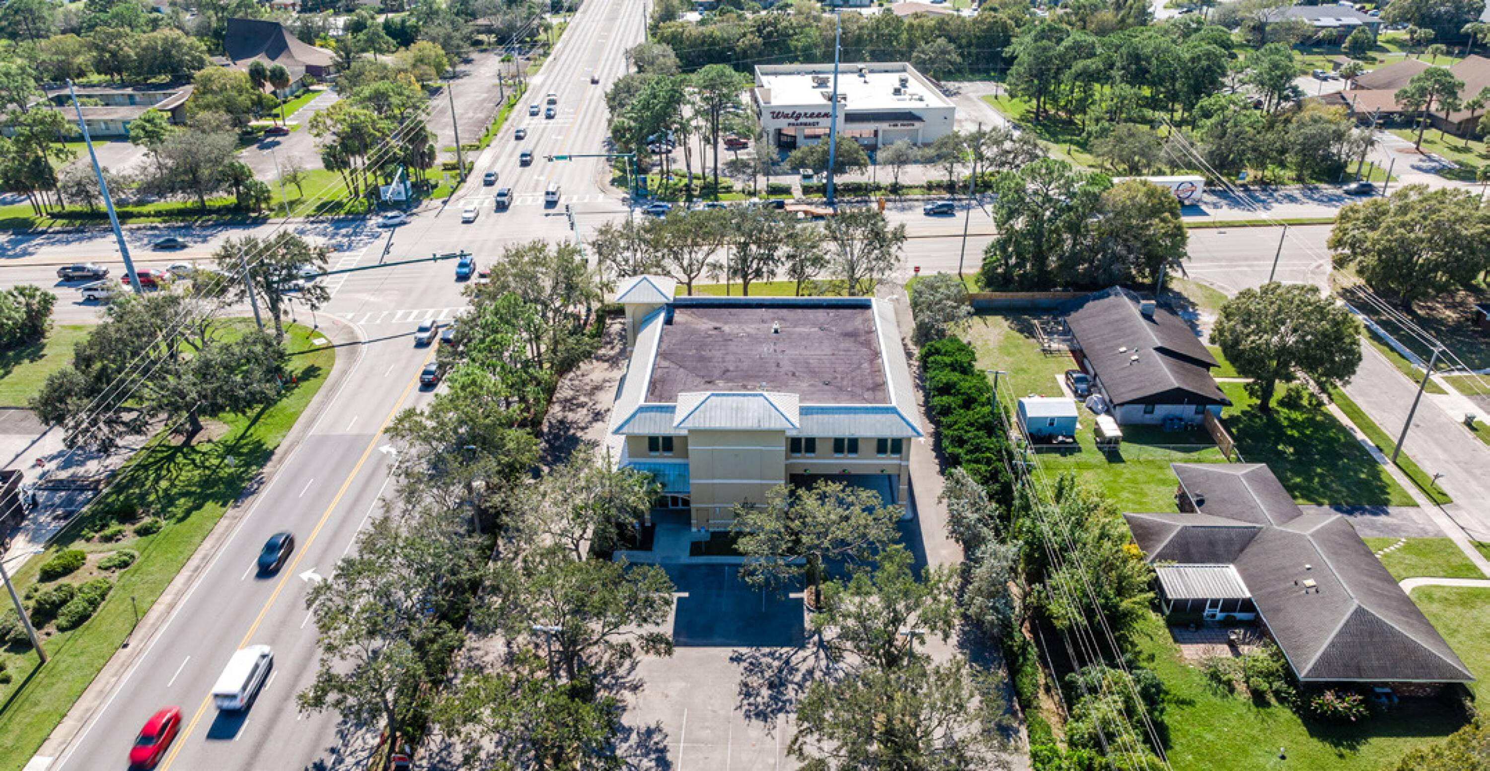 2502 VIRGINIA AVE Fort Pierce FL 34981-5616 APN: 241744400030001 ...