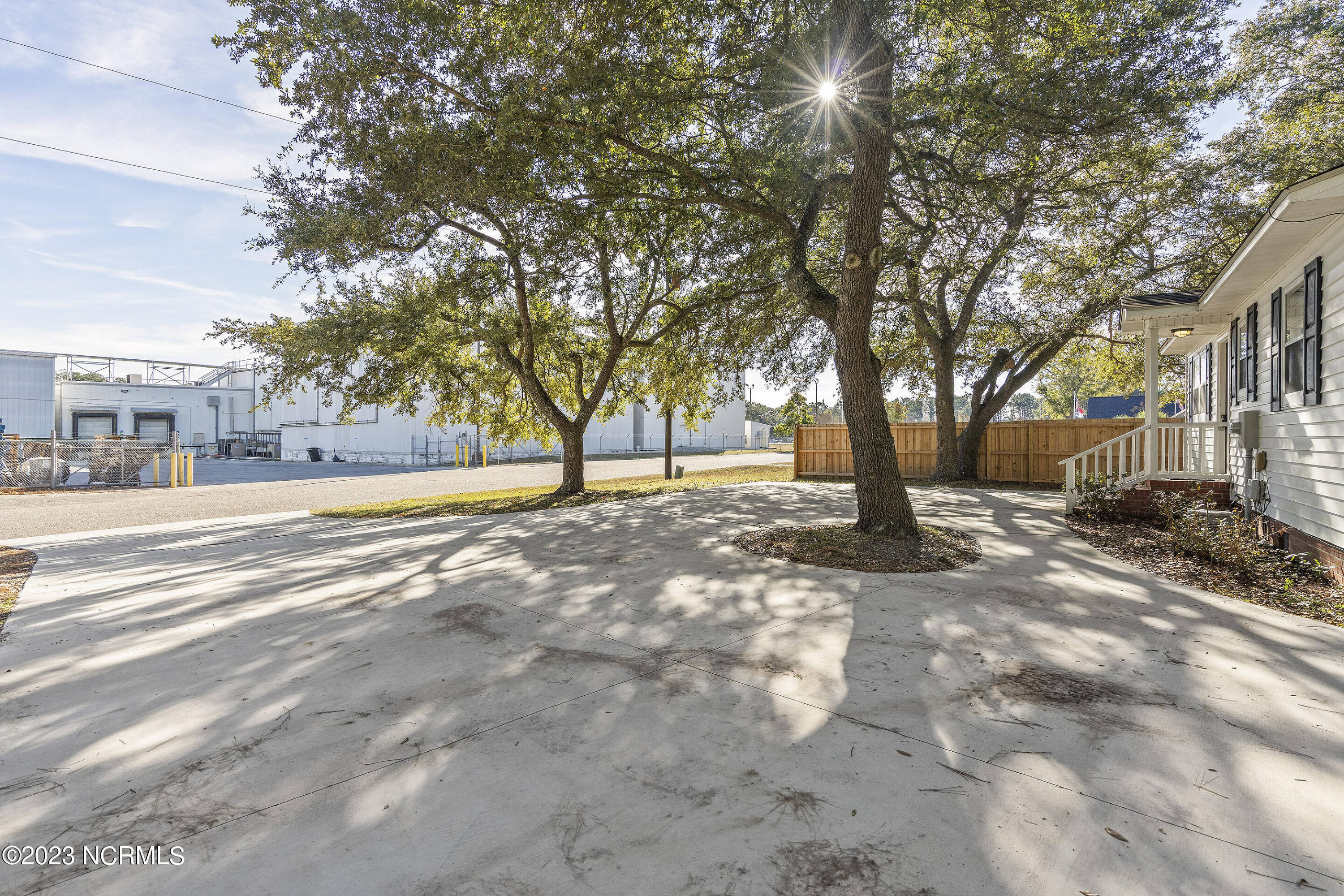 317 N Dyson Street, Holly Ridge, NC 28445 | Crexi.com