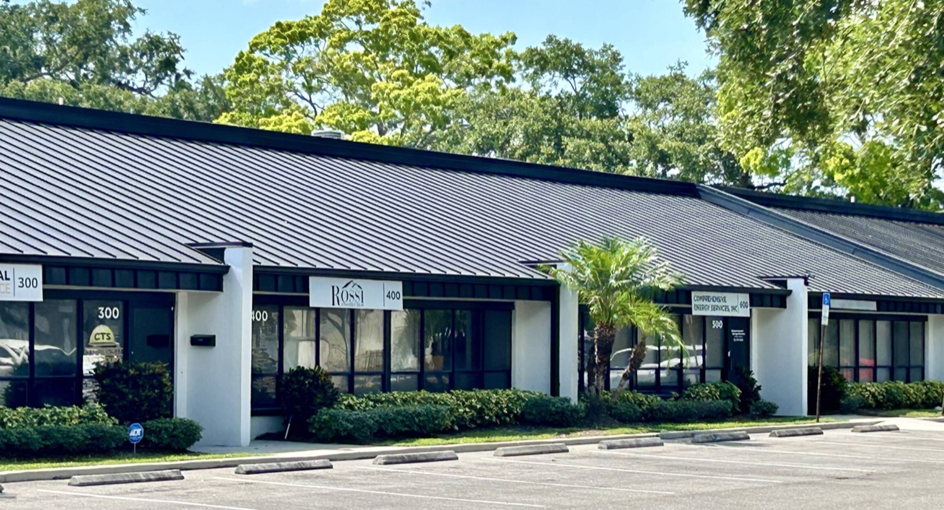 6702 - 6712 Benjamin Rd, Tampa, FL 33634 | Crexi.com